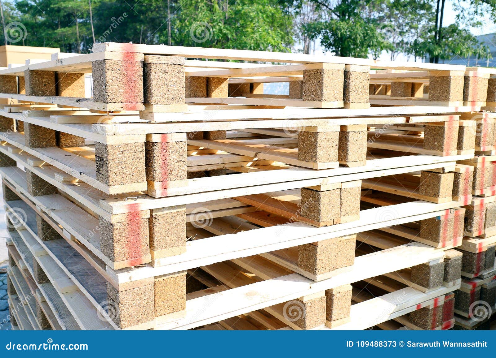 Wood pallet stack stock image. Image of lumber, rack - 109488373