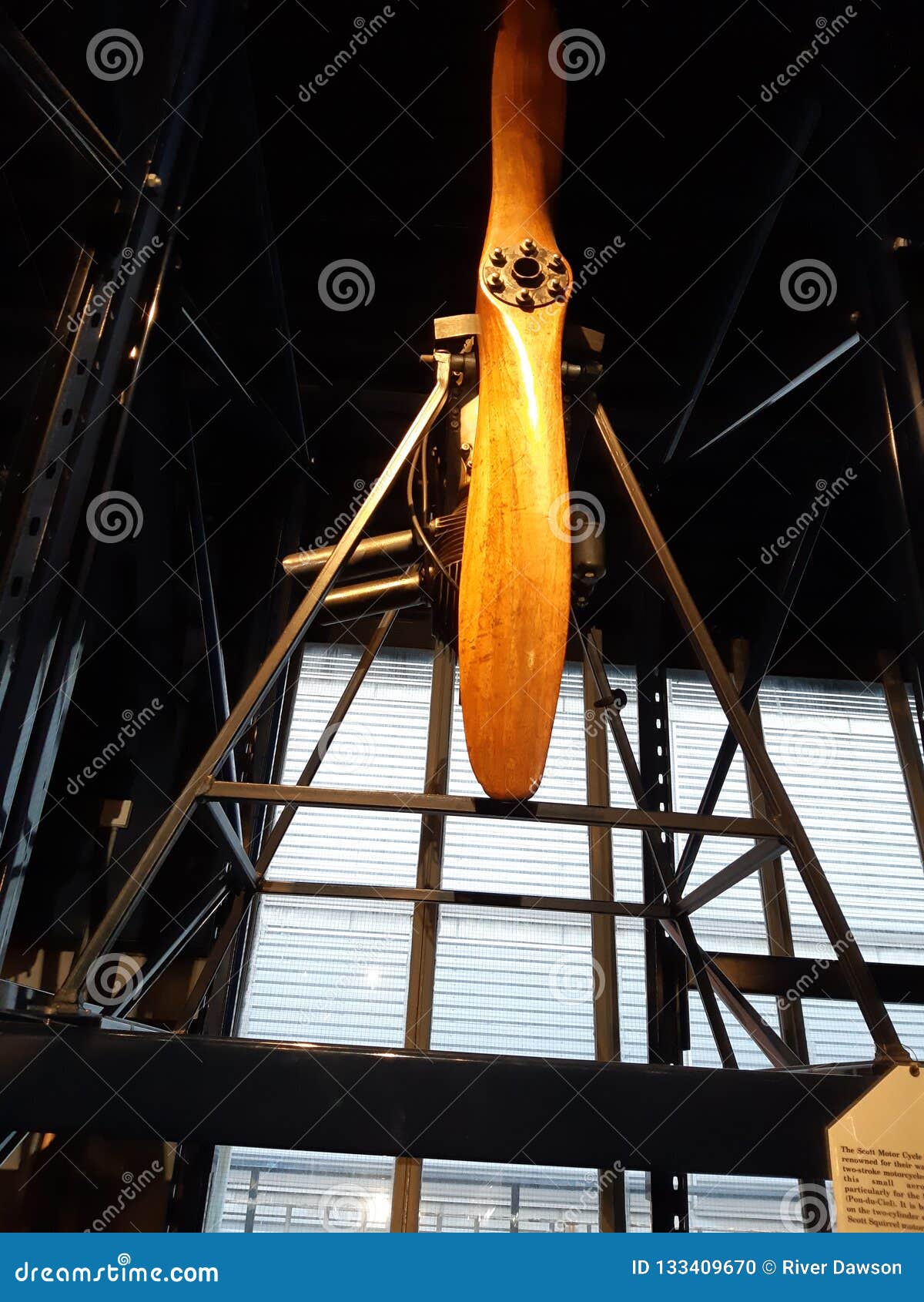 Wood propeller editorial image. Image of wood, museum - 133409670