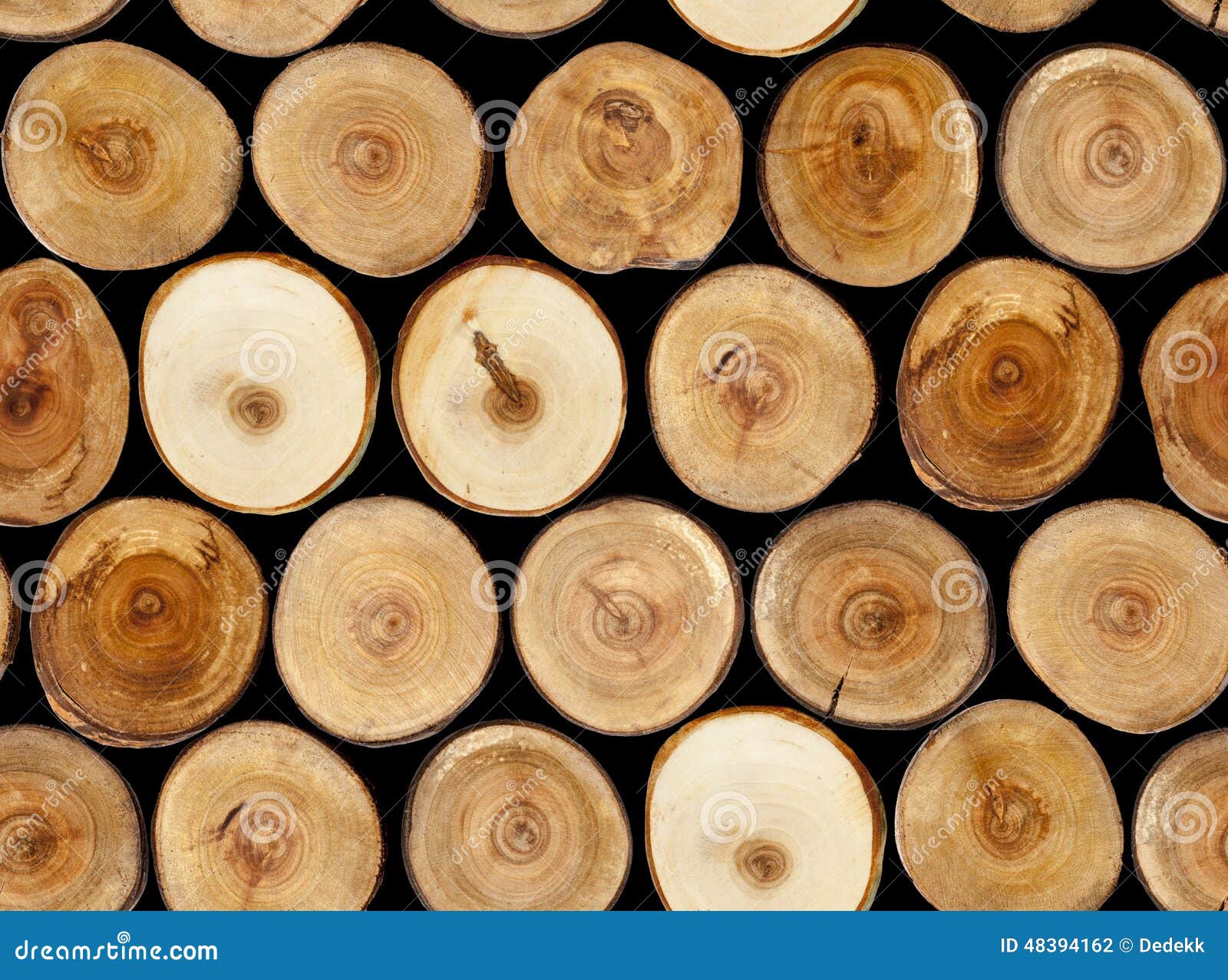 Firewood Stack Vertical Stock Illustrations – 5 Firewood Stack Vertical ...