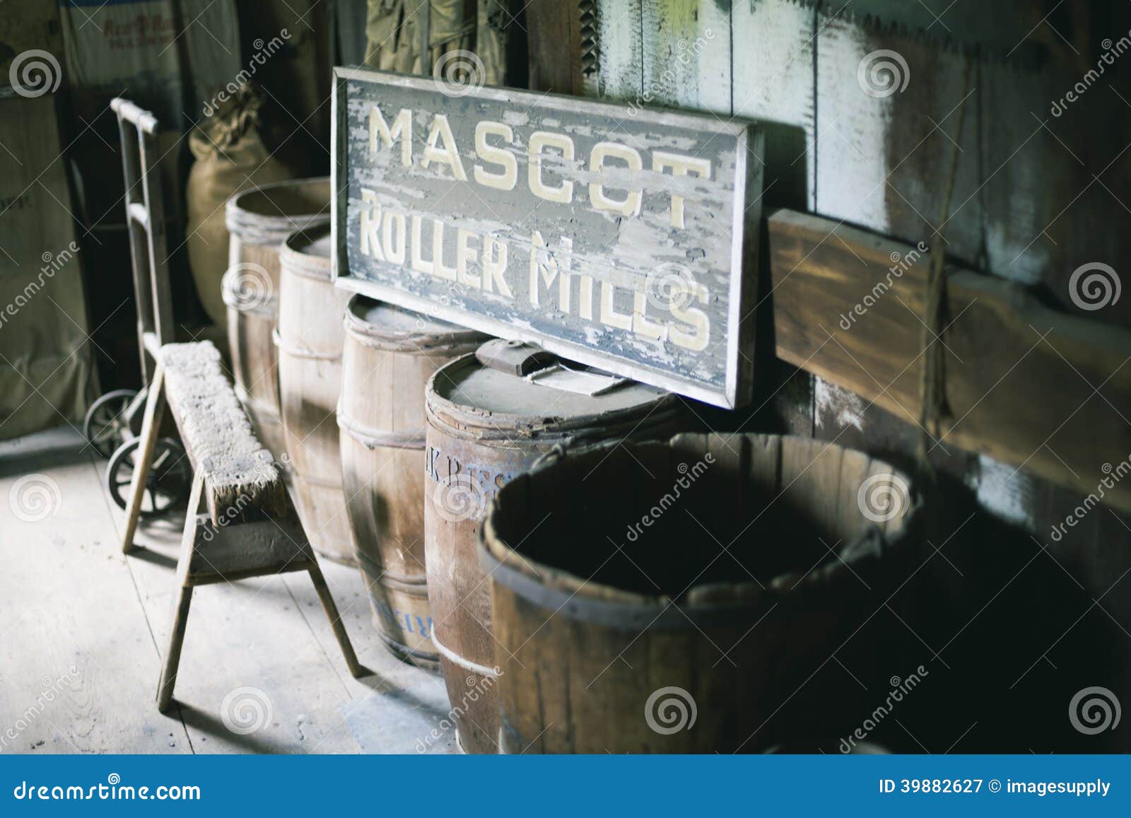 Wooden barrels in barn editorial photography. Image of room - 39882627