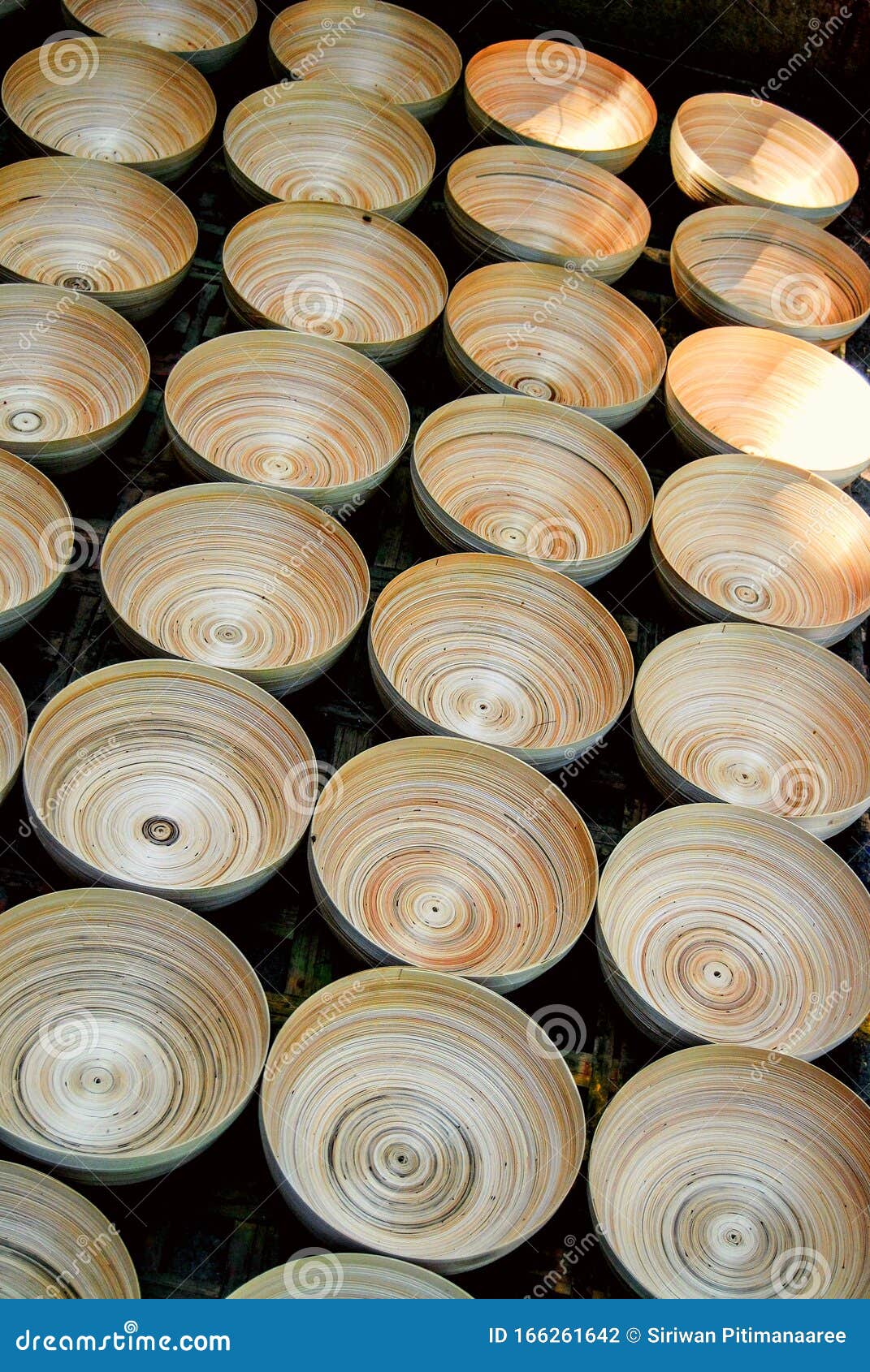 Wooden Bowl in a Row Pattern , Background and Texture Stock Photo ...