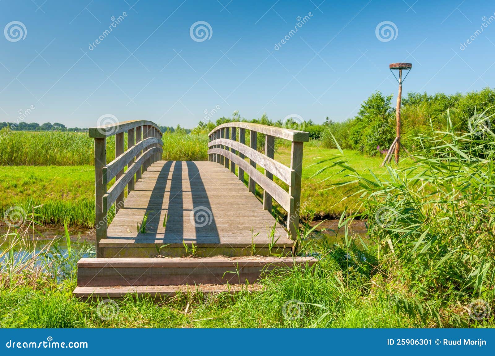 The Wooden Bridge and the Shadow Stock Image - Image of leisure, relax ...