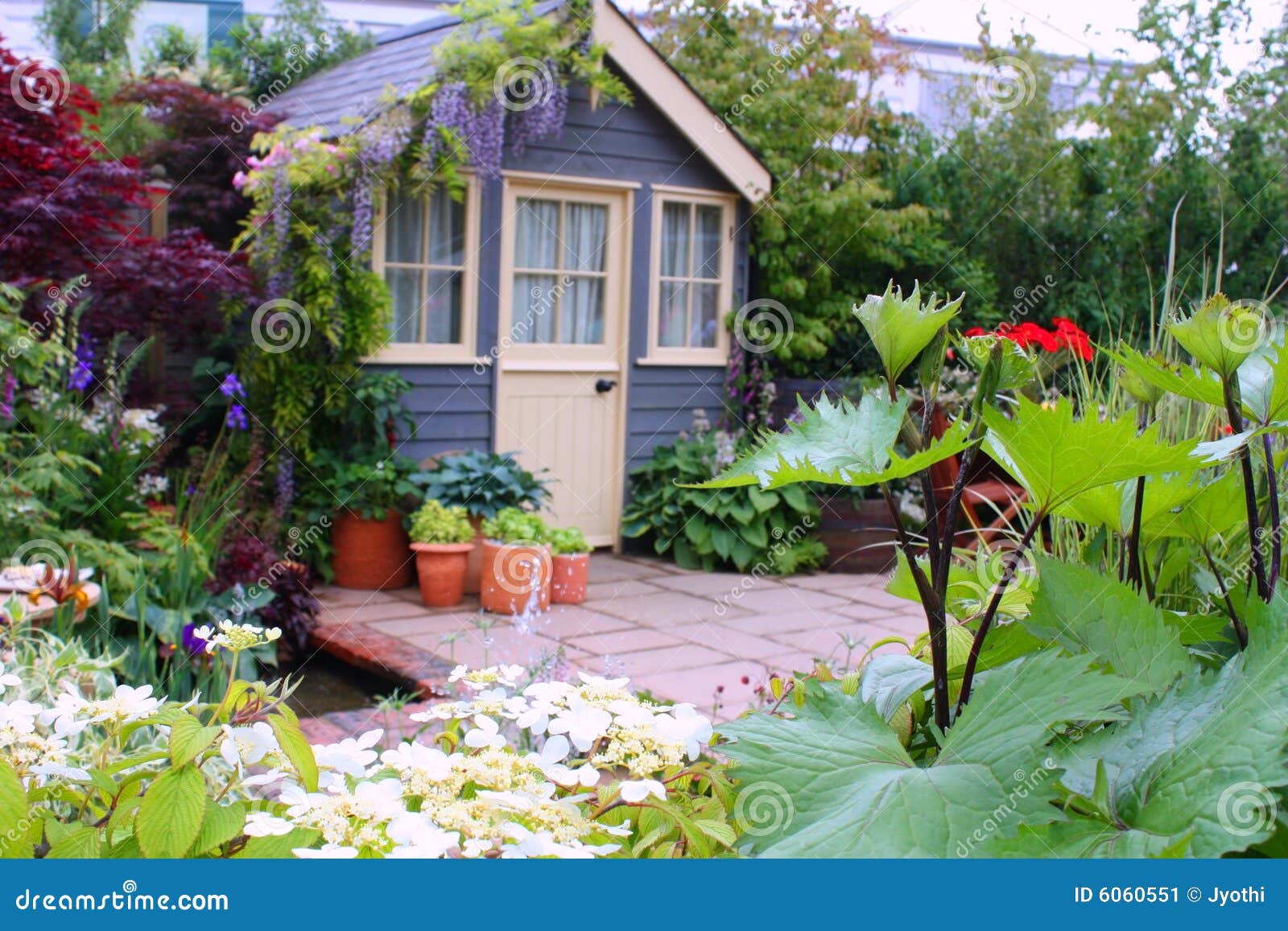 Wooden cabin stock image. Image of summer, designer, green - 6060551
