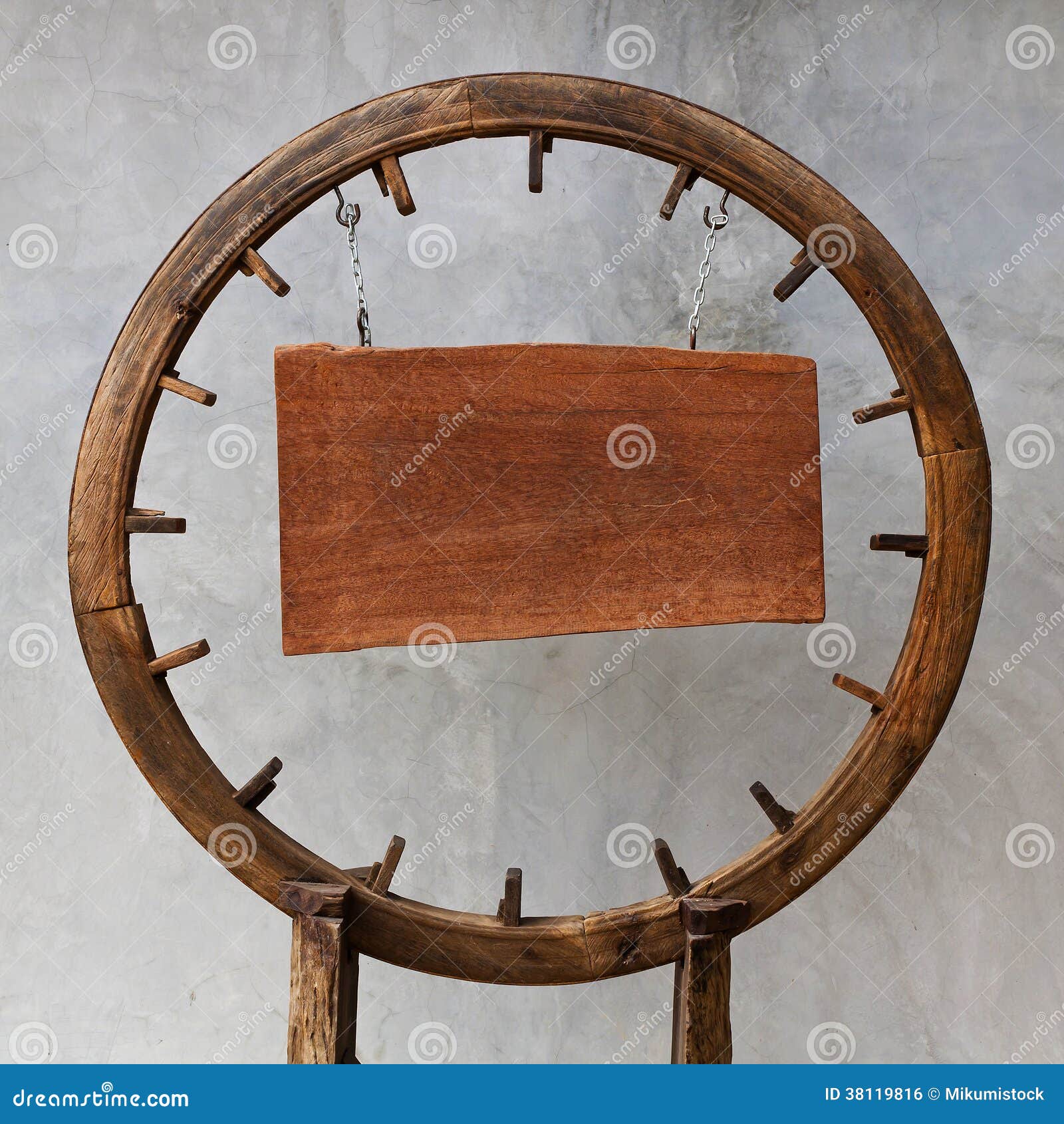 Wooden circle board stock photo. Image of decor, notice - 38119816