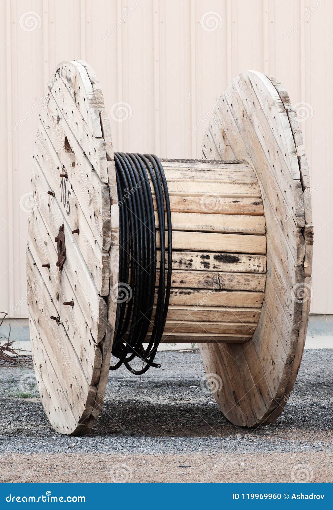 The Wooden Coil with a Cable Stock Photo - Image of heavy, reel: 119969960