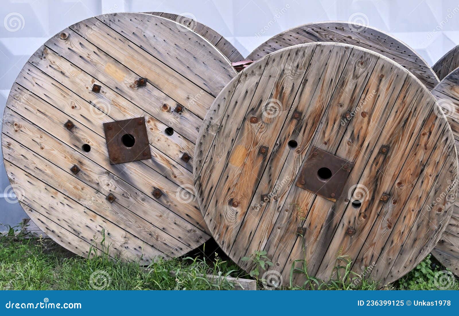 Coil of cable stock image. Image of connection, reel - 236399125