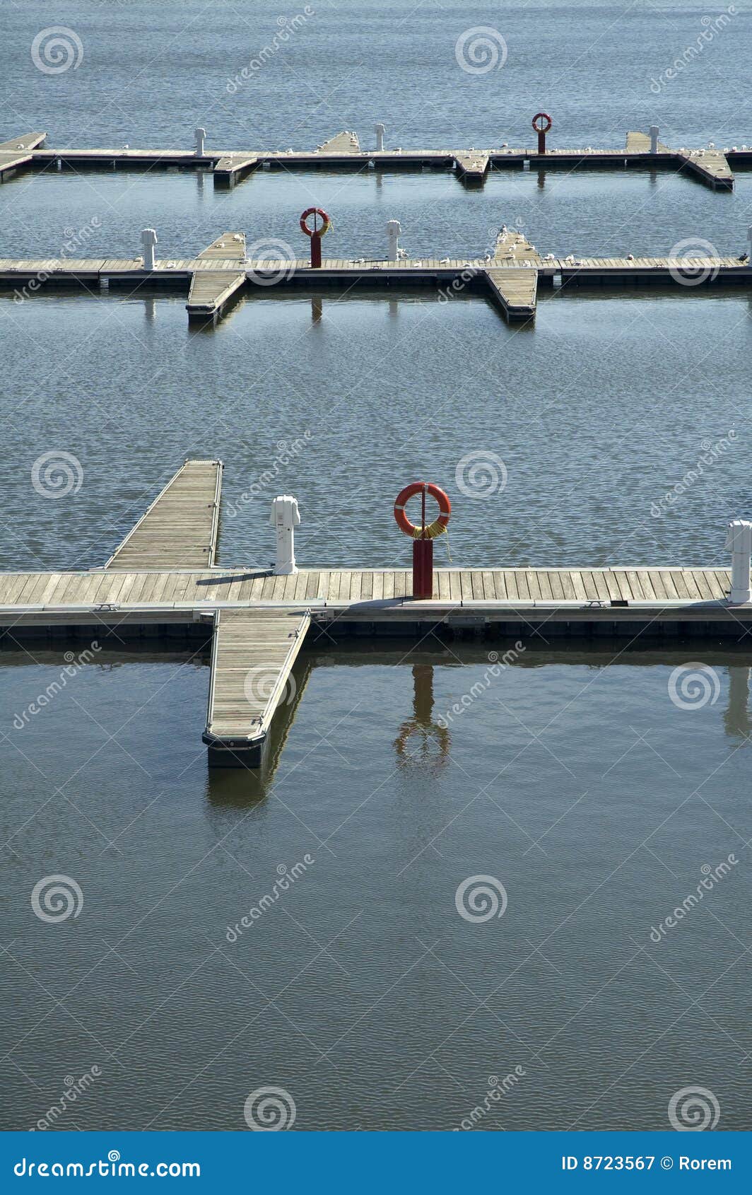 Wooden docks stock image. Image of boat, cargo, shipping - 8723567
