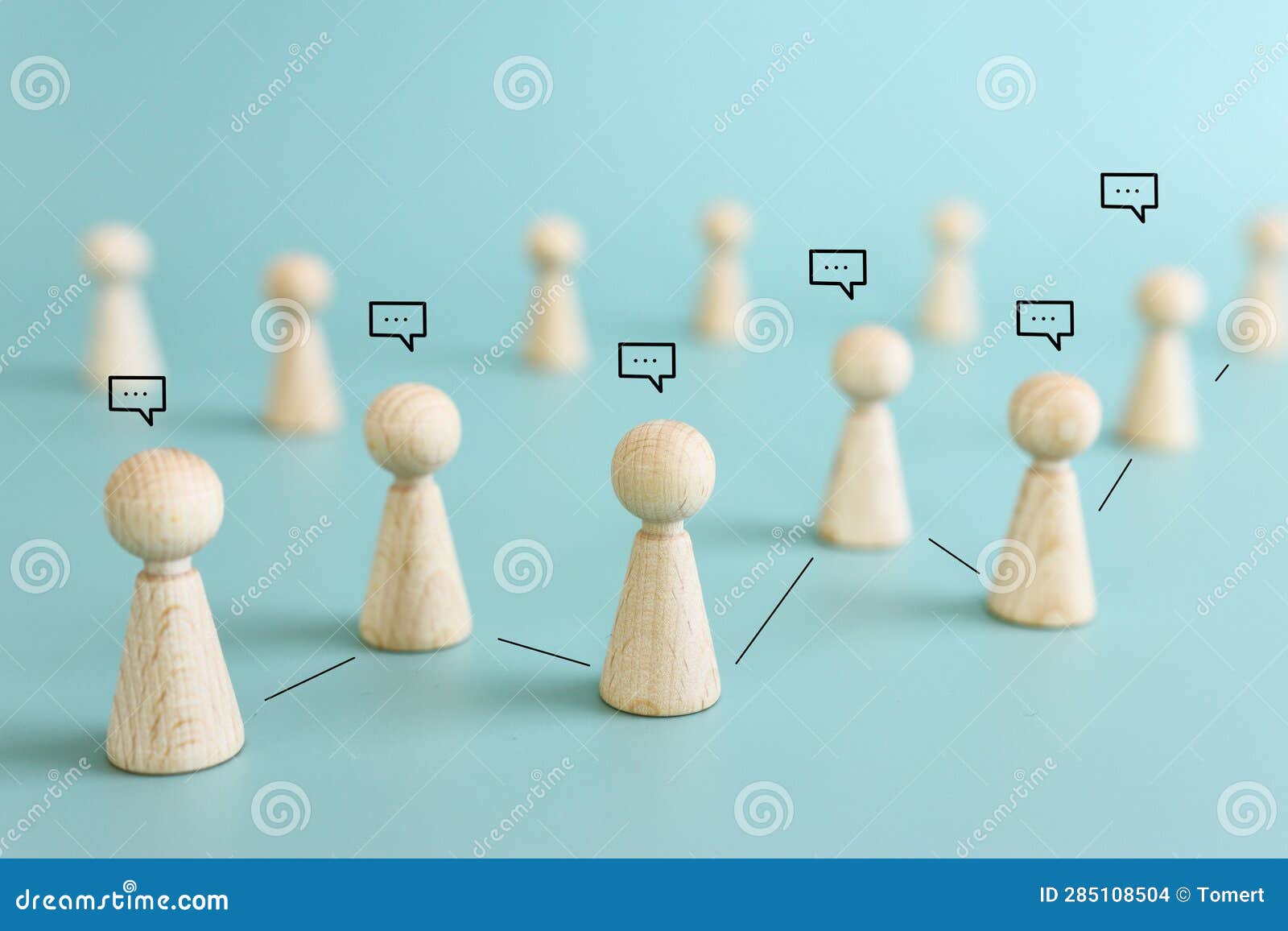 Wooden Figures with Speech Bubbles. Concept of Communication ...