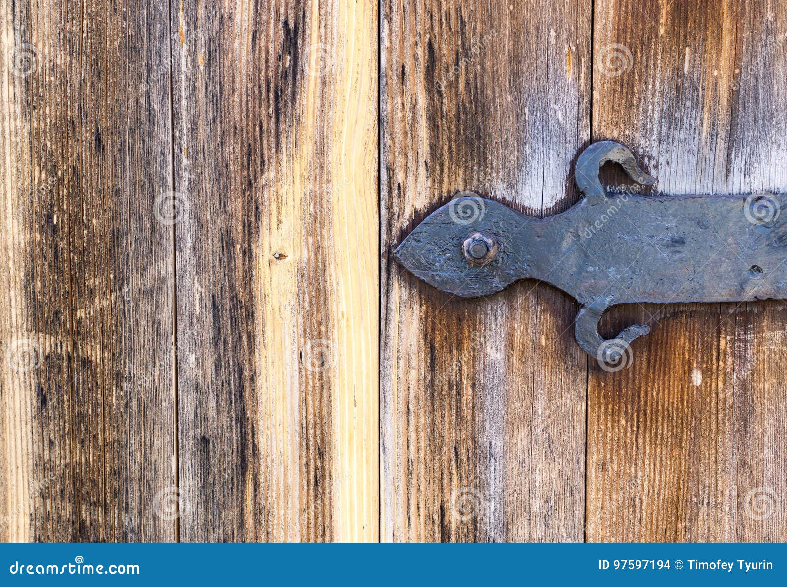 Iron Loops On Top Of A Timber Beam Stock Photography | CartoonDealer ...