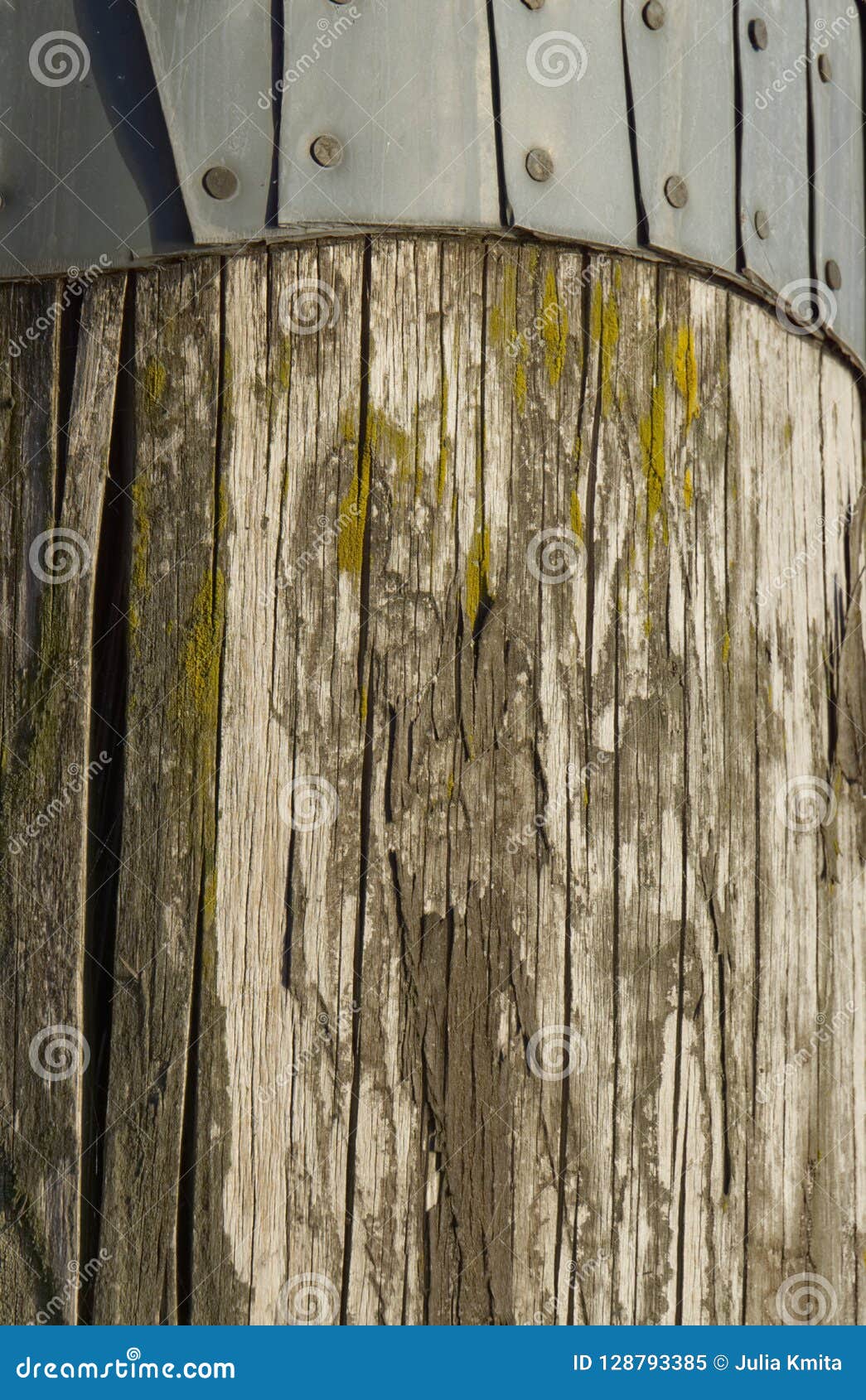 Wooden Harbour Post Texture Stock Image - Image of aged, backgrounds ...