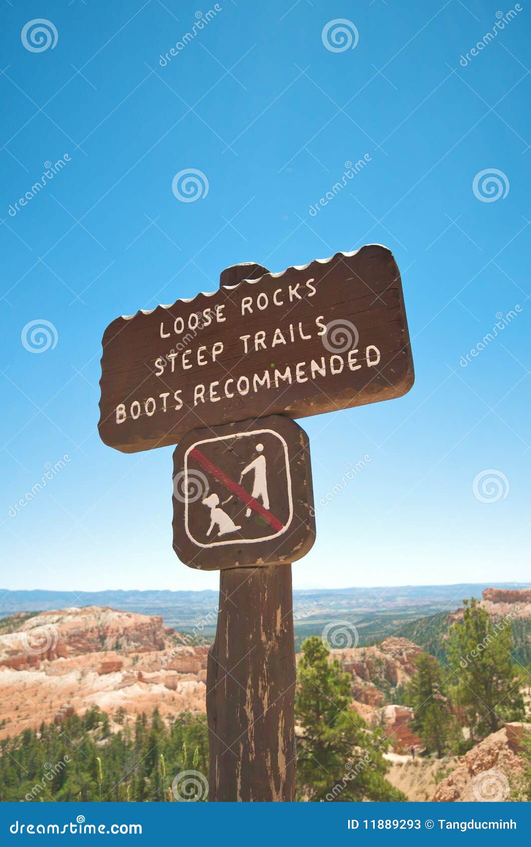 Wooden Hiking Sign stock image. Image of canyon, region - 11889293