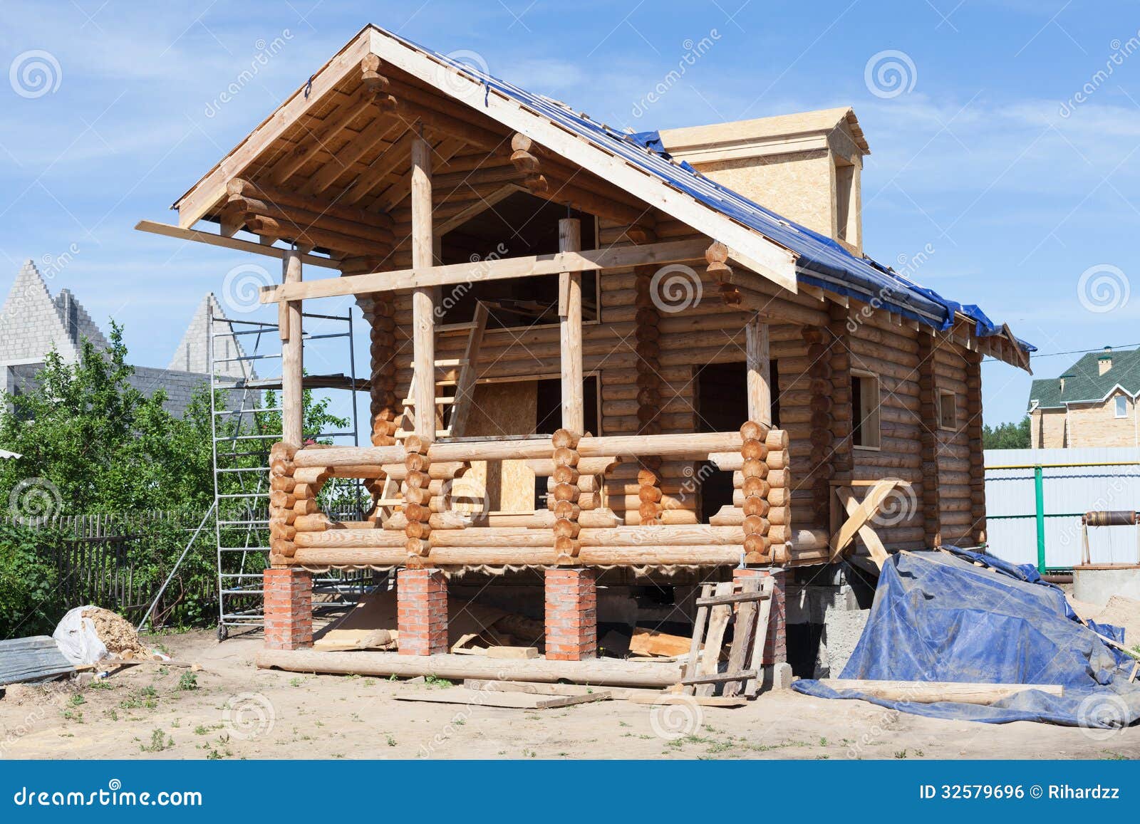 Wooden House Under Construction Stock Photo - Image of frame, roof ...