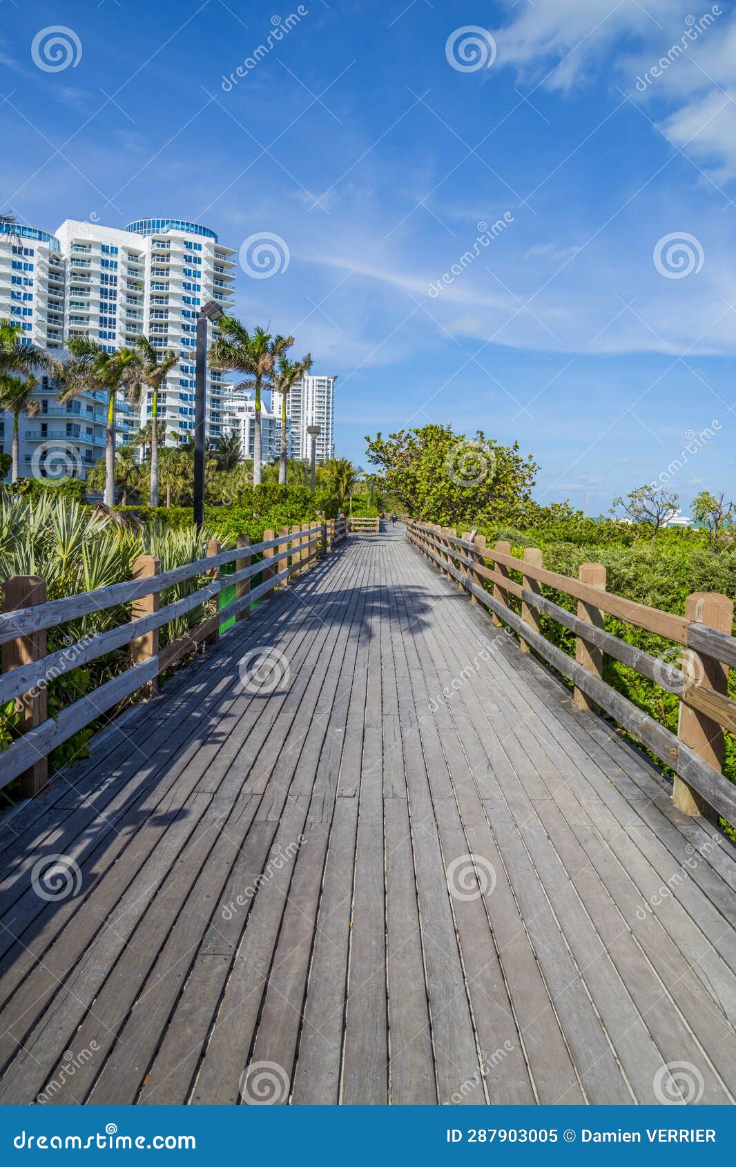Wooden Miami Beach Boardwalk, Florida Stock Image - Image of vacation ...