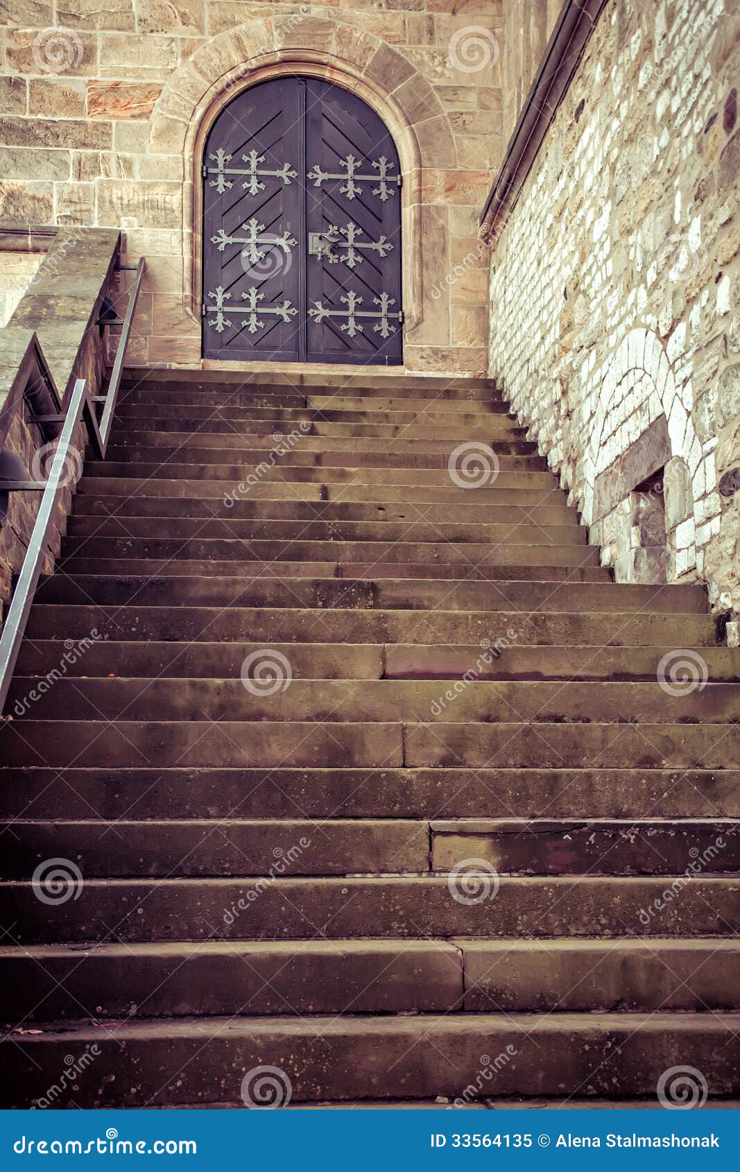 Wooden old door and steps stock image. Image of frame - 33564135