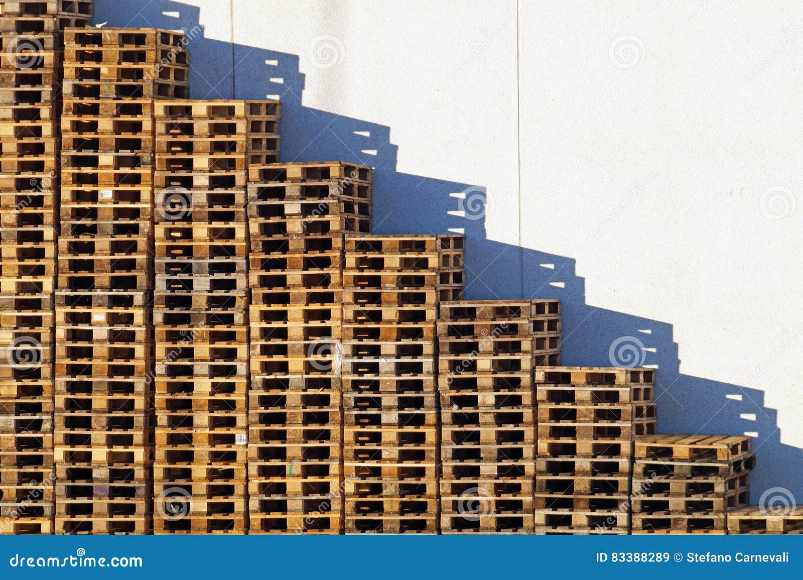Wooden Pallet Overlap in Warehouse Stock Image - Image of pile ...