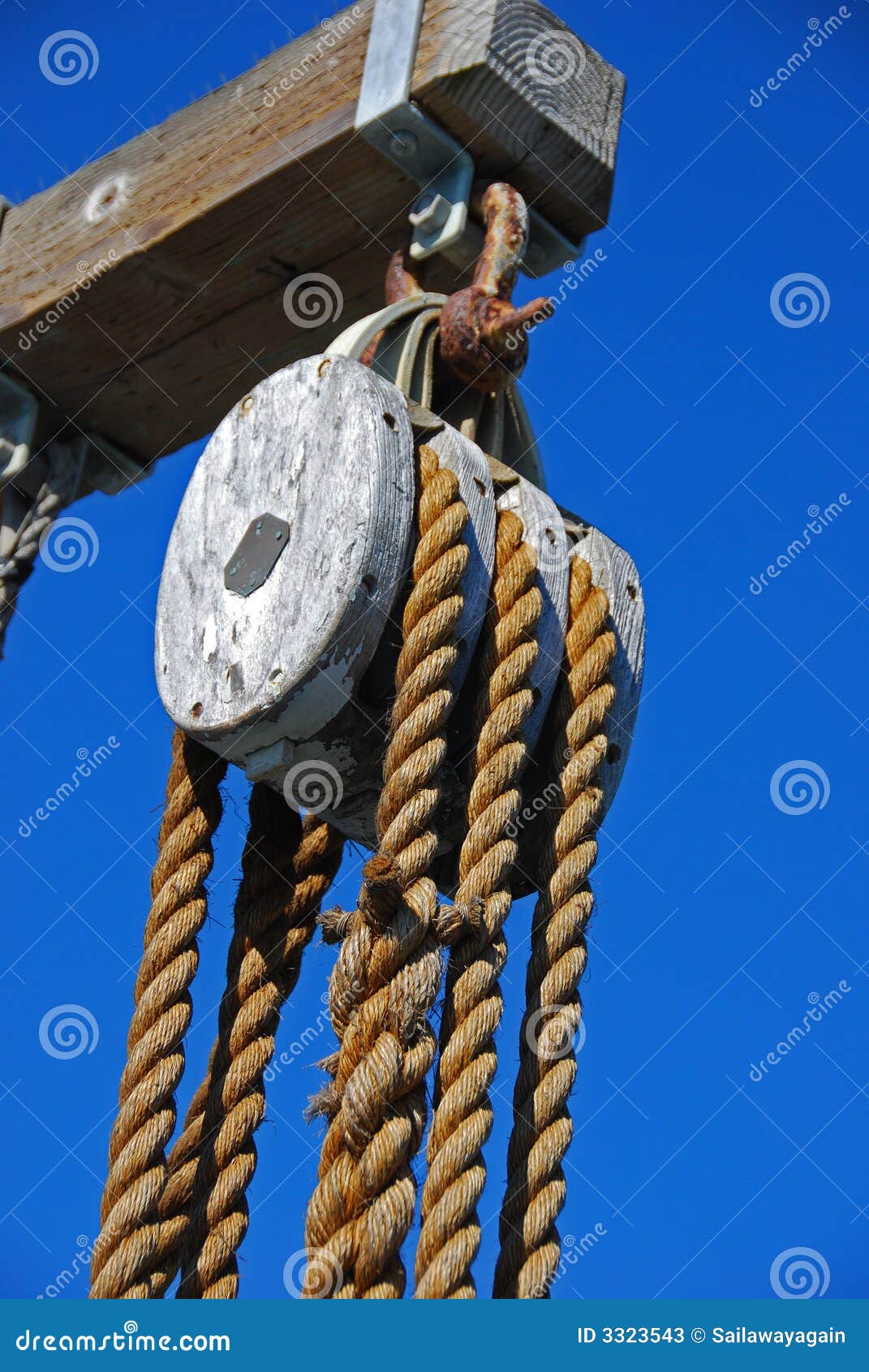 Wooden Pulley stock image. Image of loop, load, sailing - 3323543