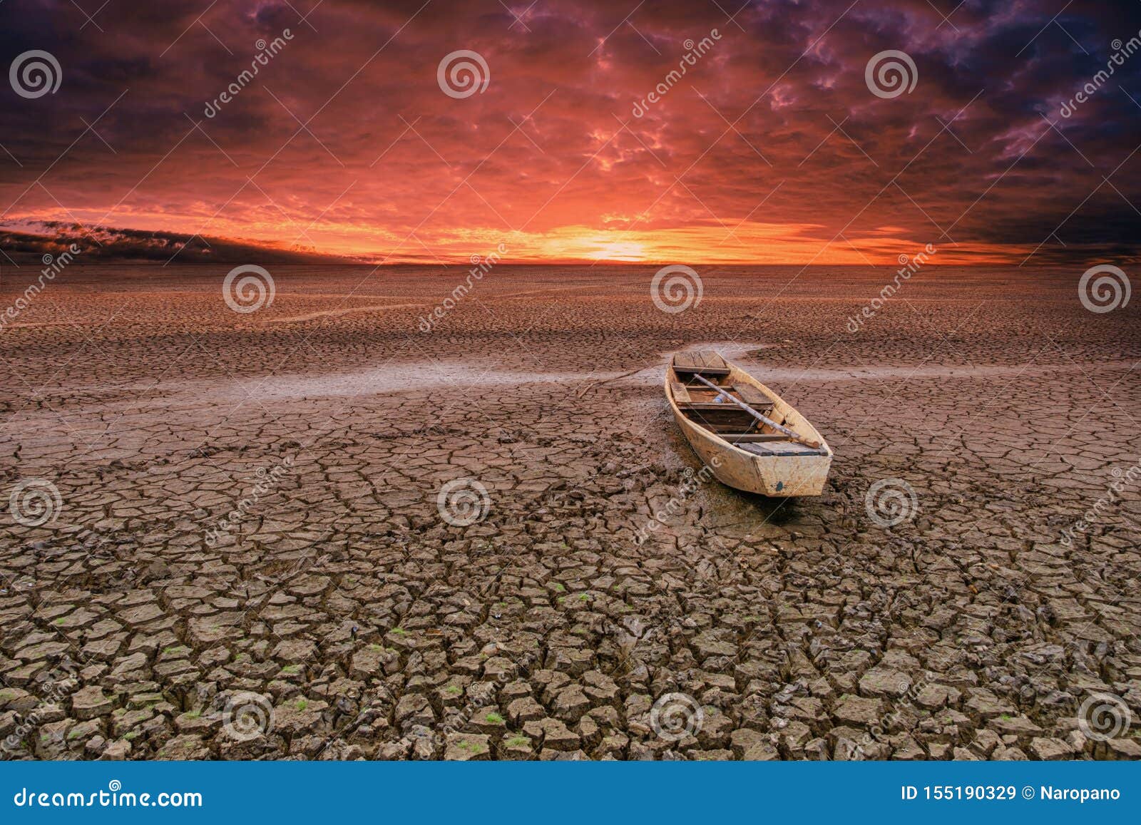 Climate Drought, Terrain Cracked Soil In Hot Weather Royalty-Free Stock ...