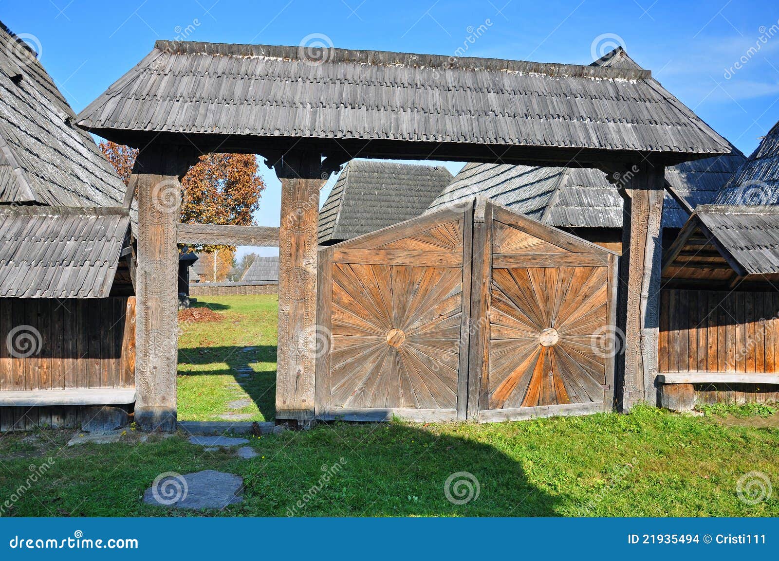 Wooden rural gate stock photo. Image of gate, catholic - 21935494
