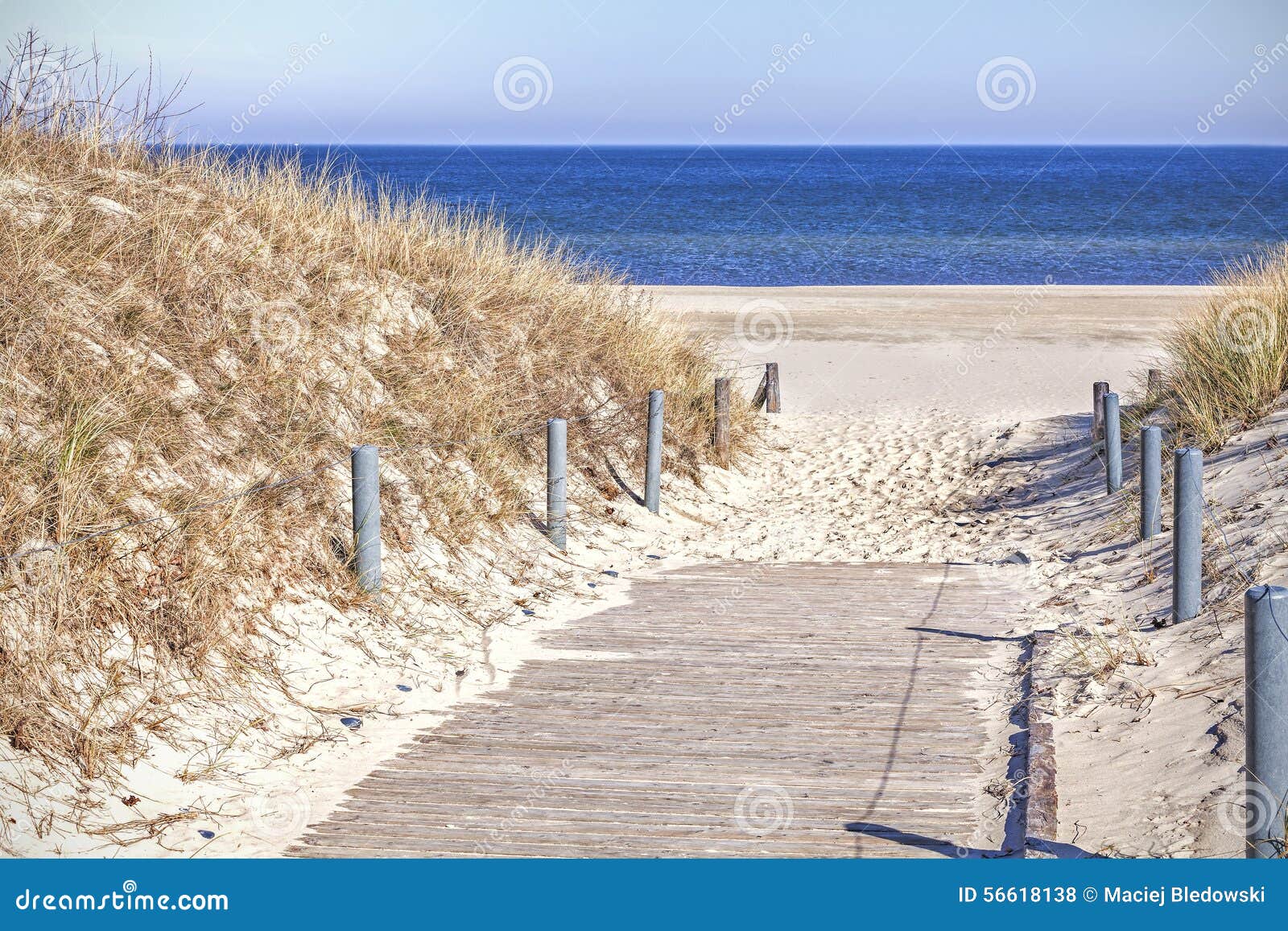 Wooden Sandy Path To the Beach Stock Photo - Image of peaceful, coast ...