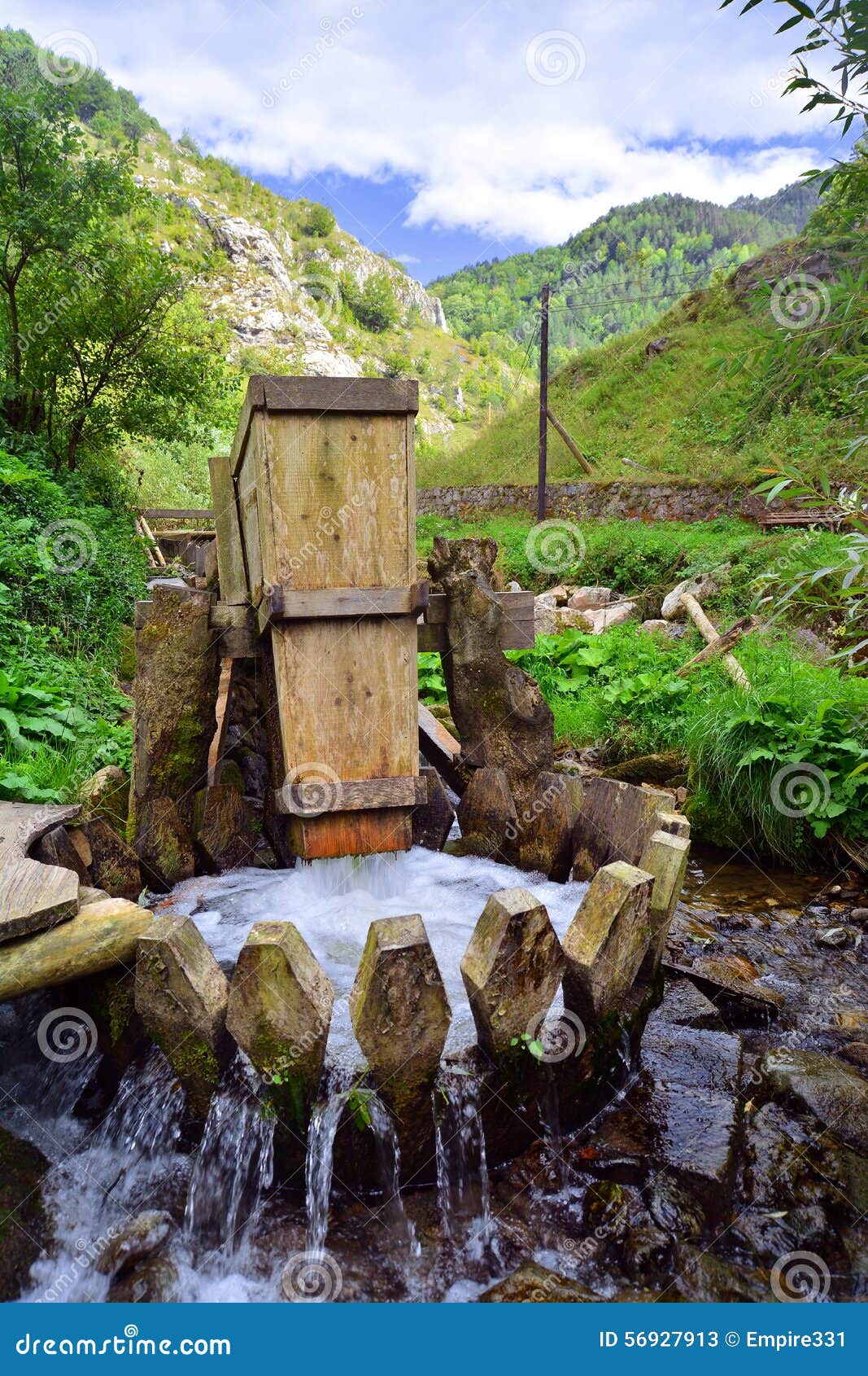 Wooden washing machine stock image. Image of vintage - 56927913