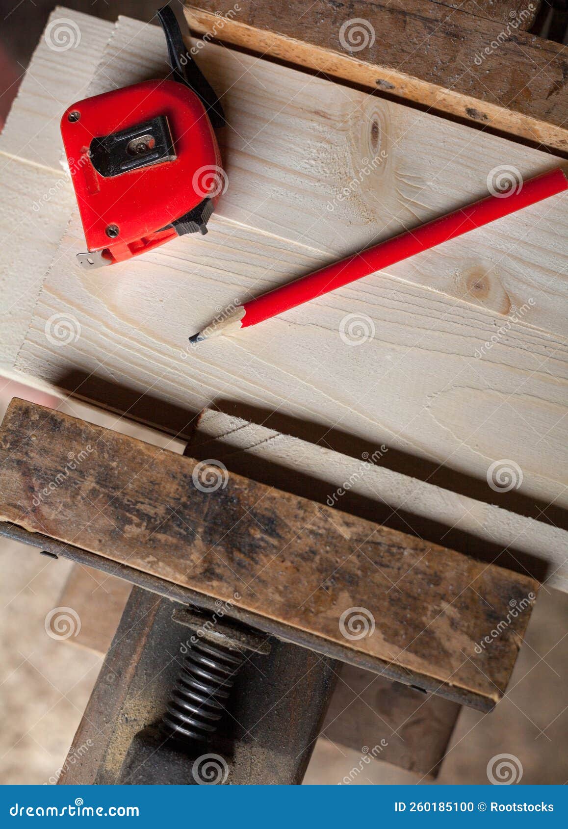 Woodworking workbench stock photo. Image of curve, instrument - 260185100
