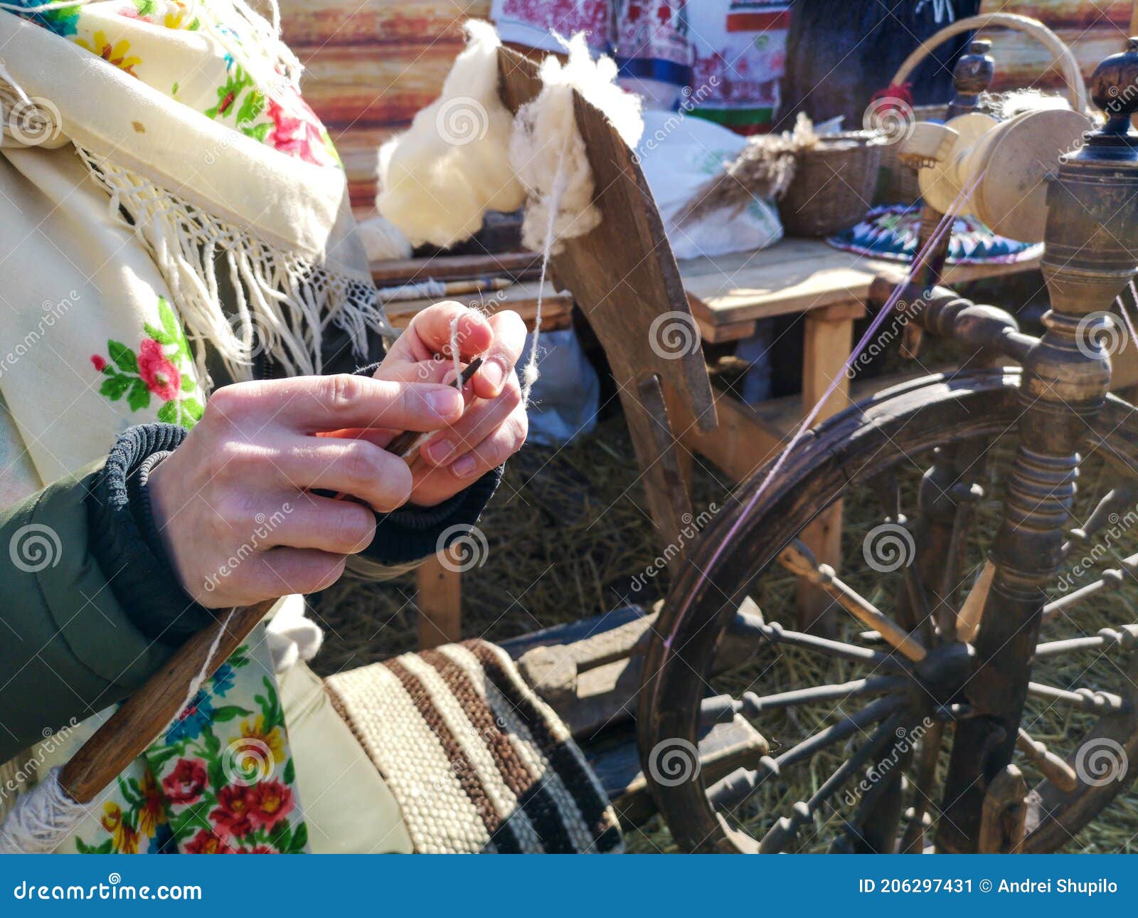 Wool Yarn by Hand on a Loom Stock Image - Image of wool, style: 206297431