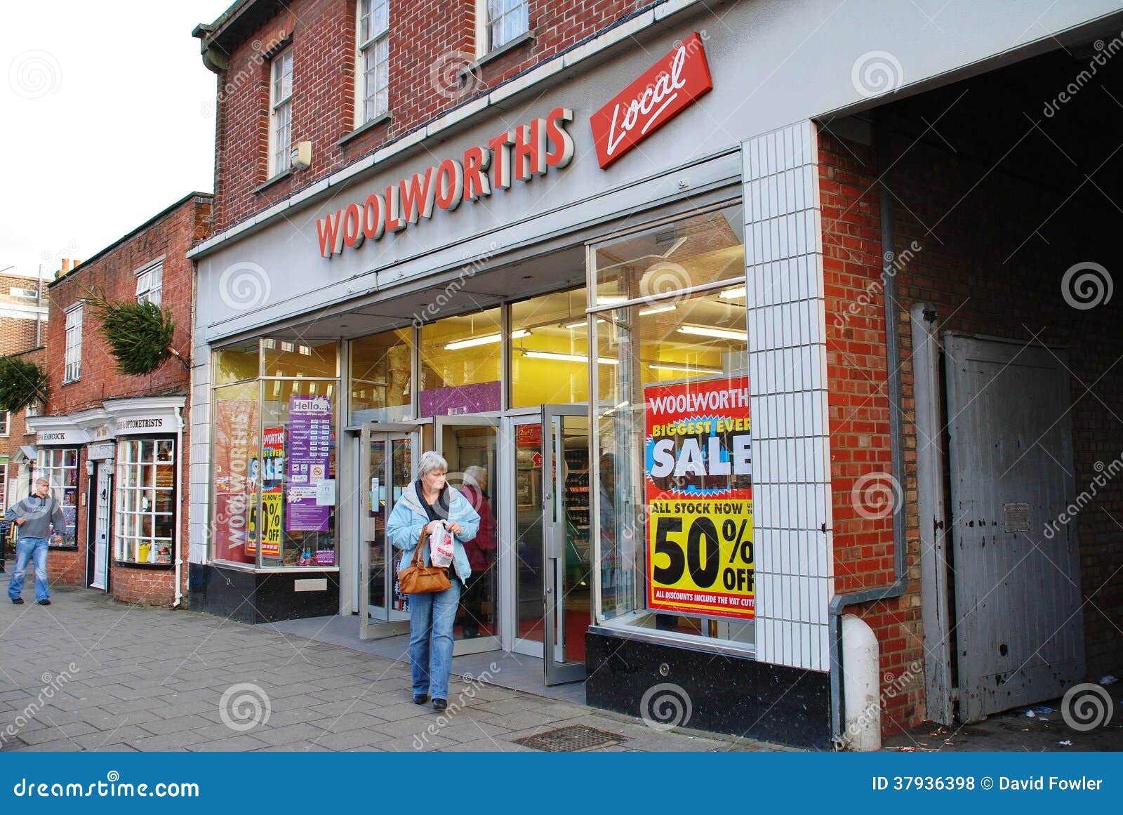 Woolworths Store, Tenterden Editorial Image | CartoonDealer.com #37936398