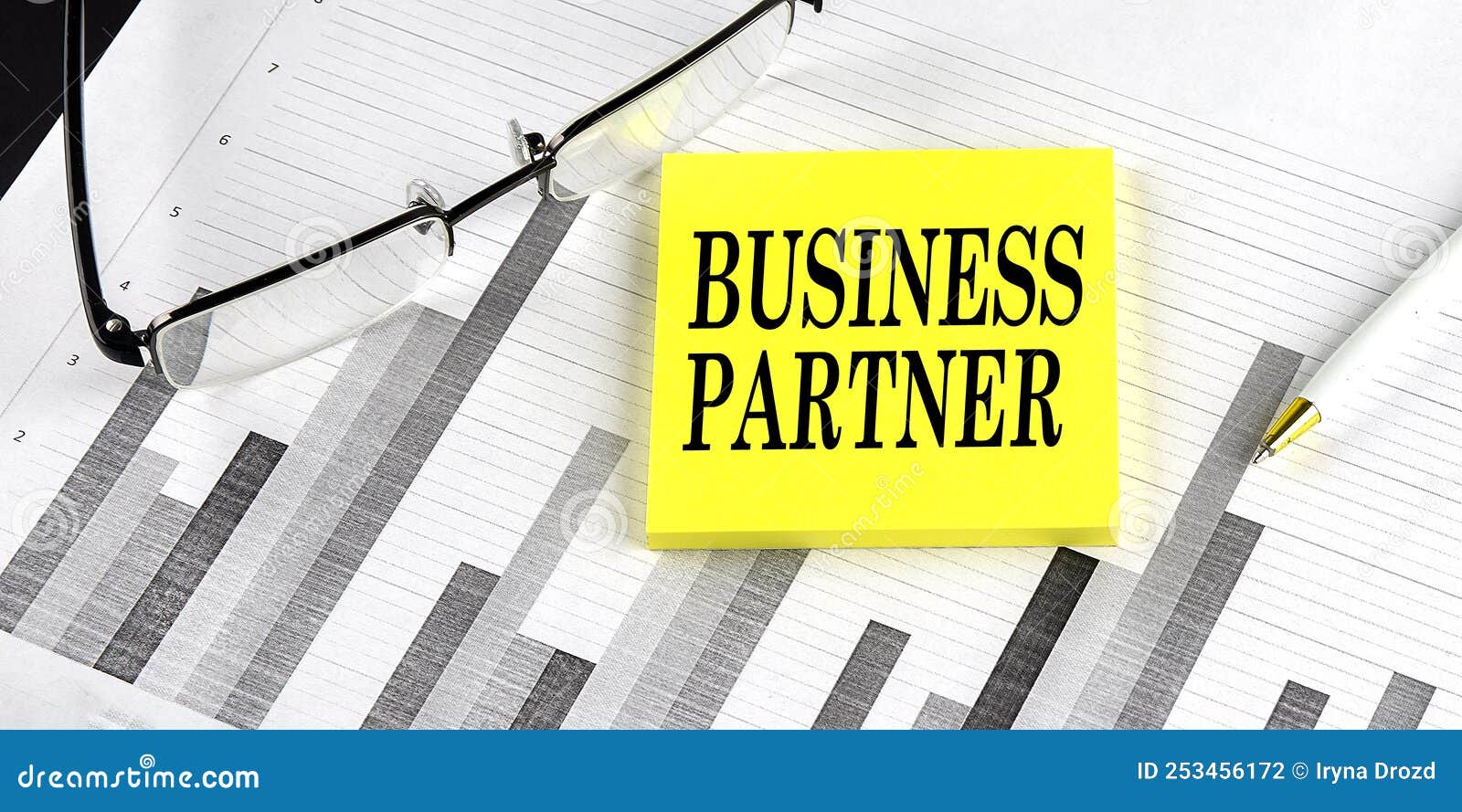 Word BUSINESS PARTNER on a Yellow Sticky on the Chart Background Stock ...