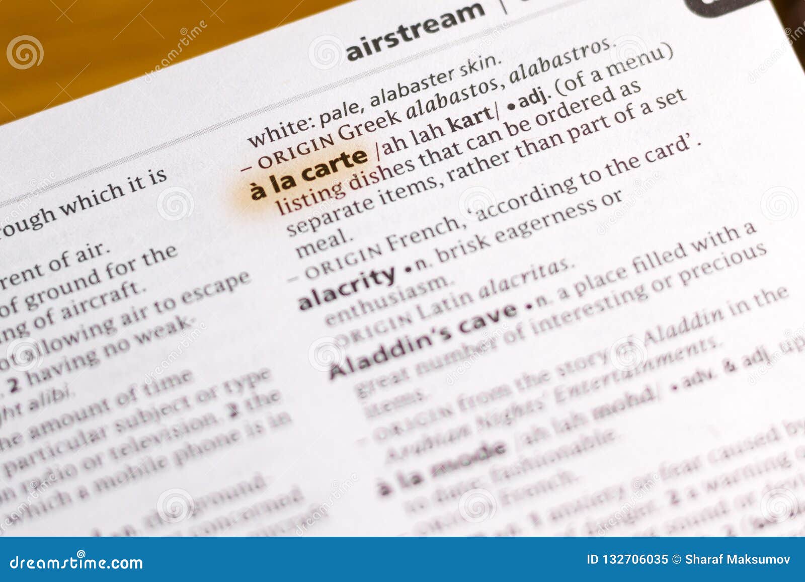 The Word or Phrase a La Carte in a Dictionary Stock Image - Image of ...