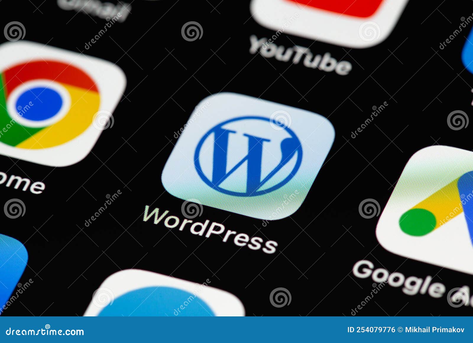 WordPress Icon Mobile App on the Screen Editorial Photo - Image of internet, icon: 254079776