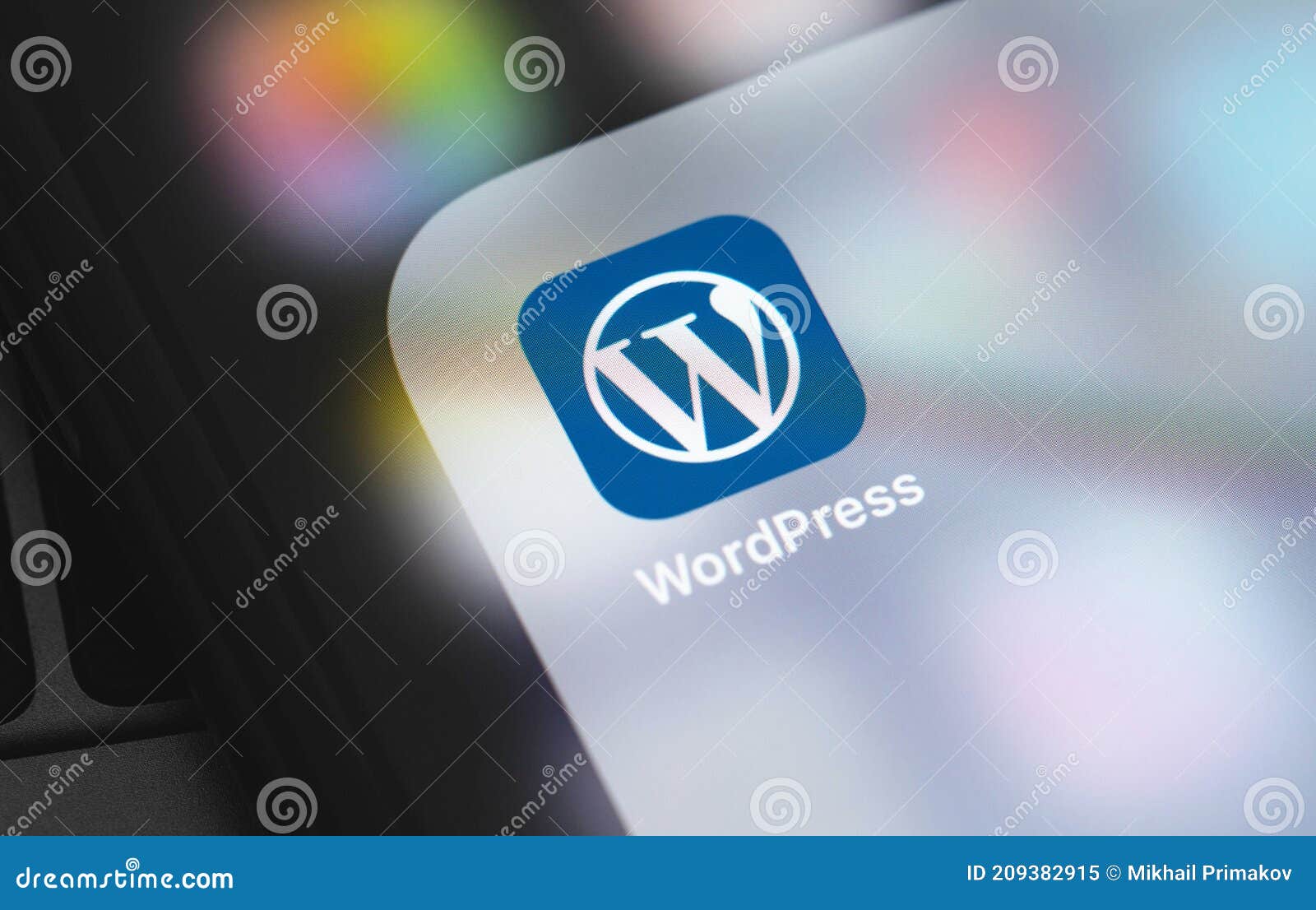 WordPress Mobile App on the Screen Smartphone Editorial Image - Image ...