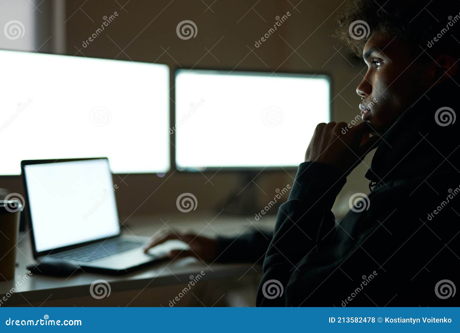 Many Computer Monitors Or Monoblocks - Panel Pc Installed On Tables In ...