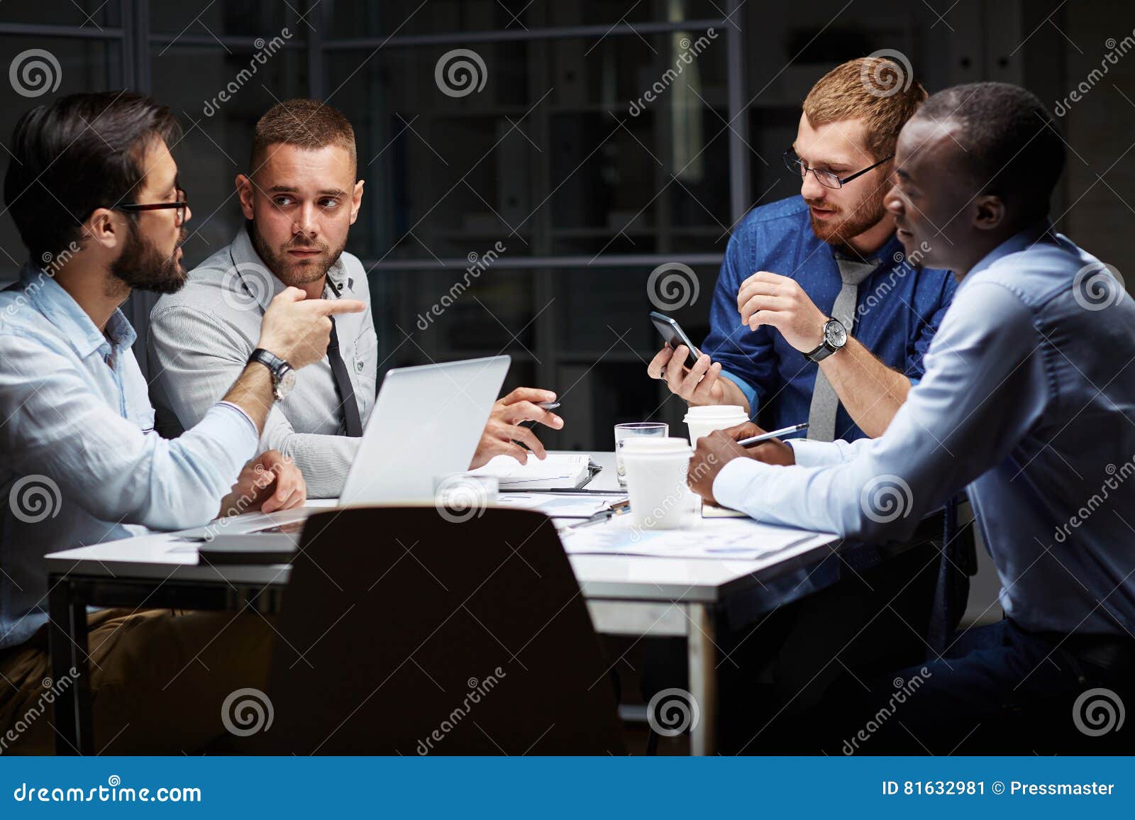 Work in the evening stock image. Image of planning, optimize - 81632981