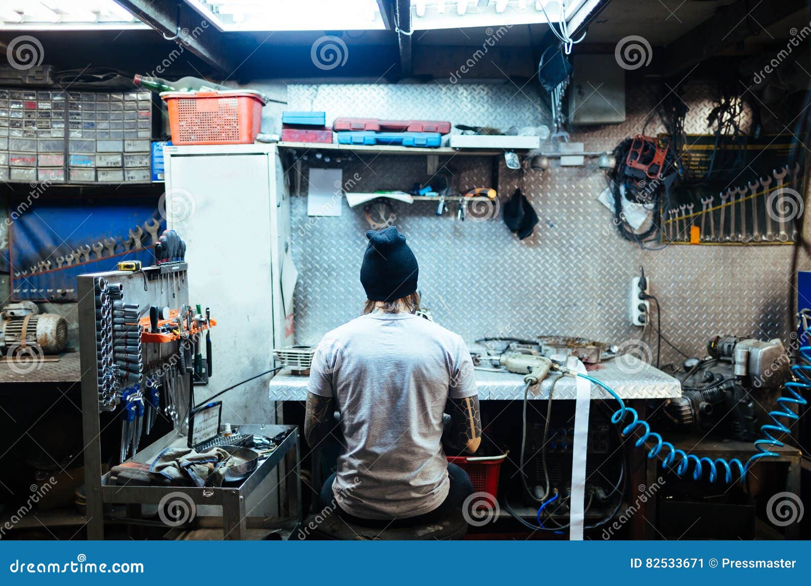 Work in garage stock image. Image of selfemployed, repair - 82533671