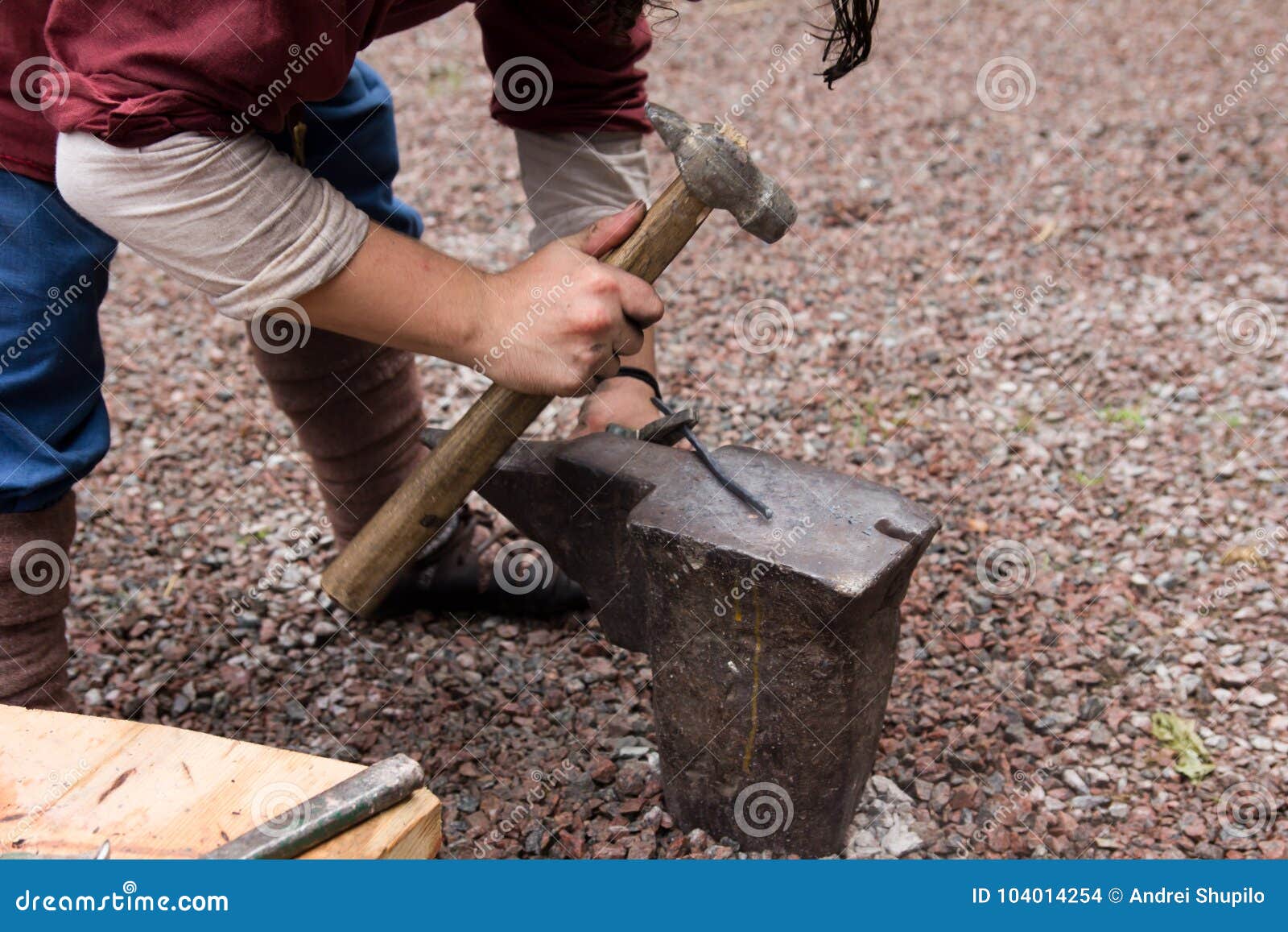 Work hammer on the anvil stock photo. Image of worker - 104014254