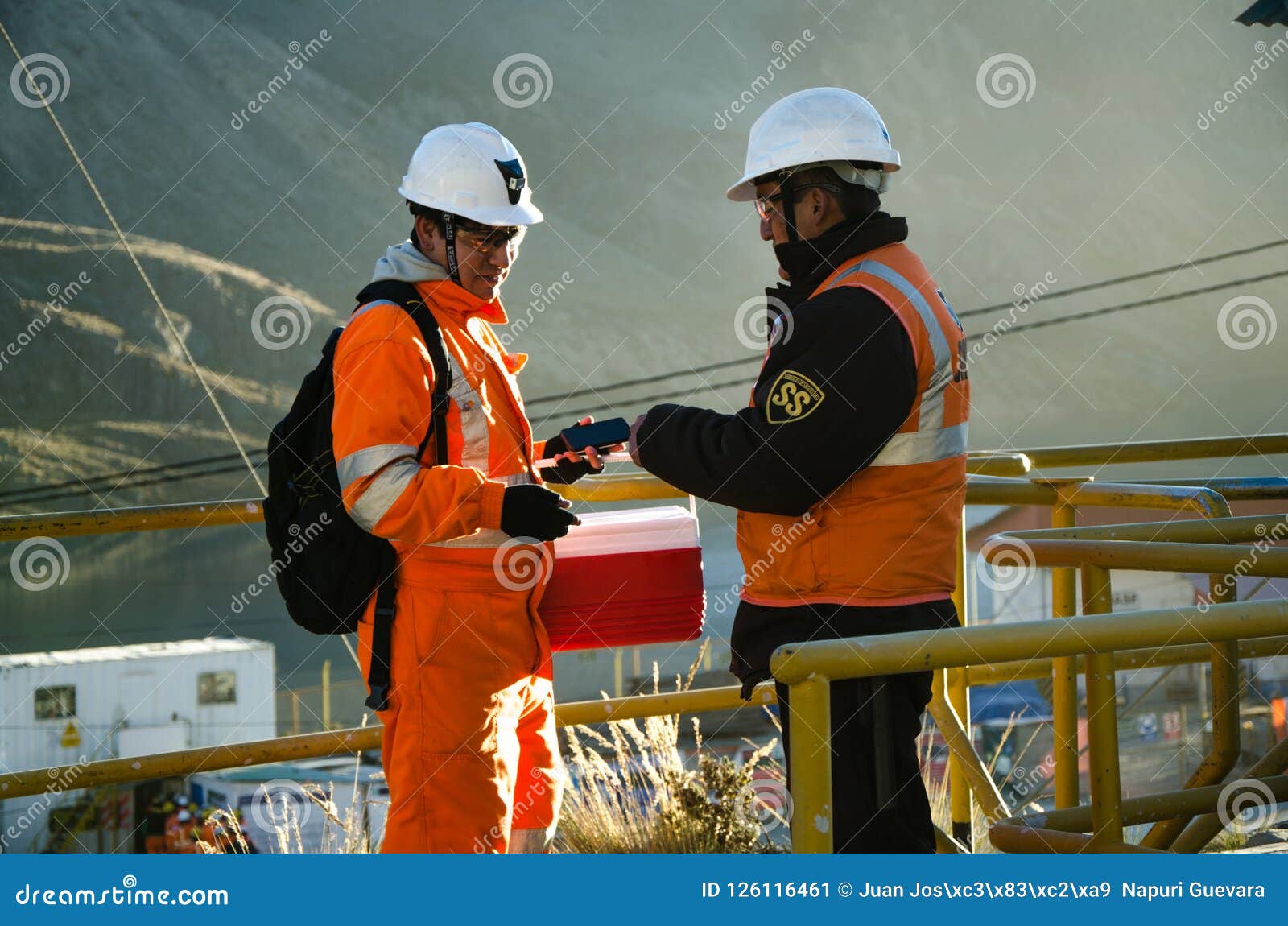 Work in the Open Pit Mine in Cerro De Pasco Editorial Photo - Image of ...
