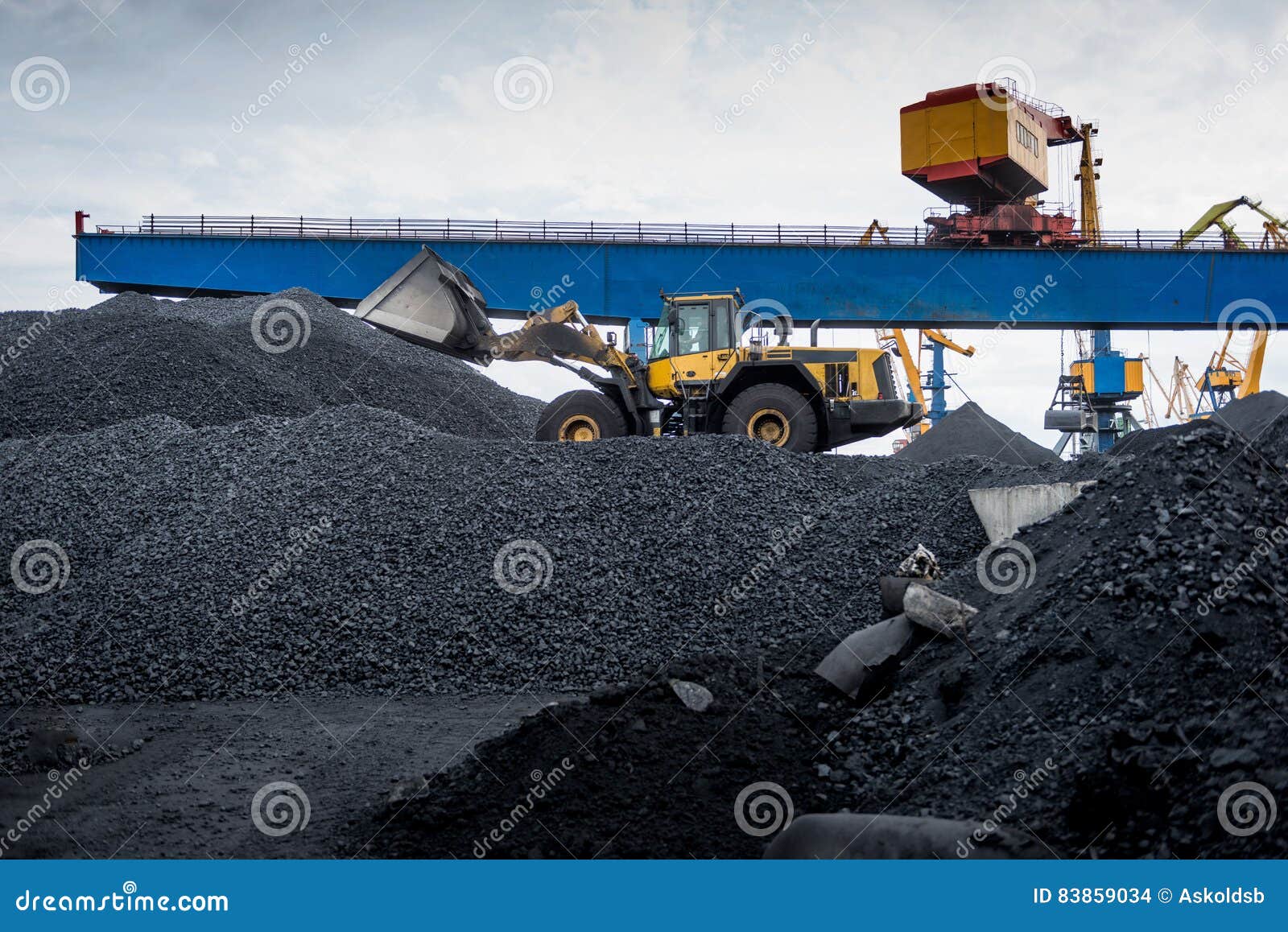 Work in Port Coal Handling Terminal. Stock Photo - Image of business ...