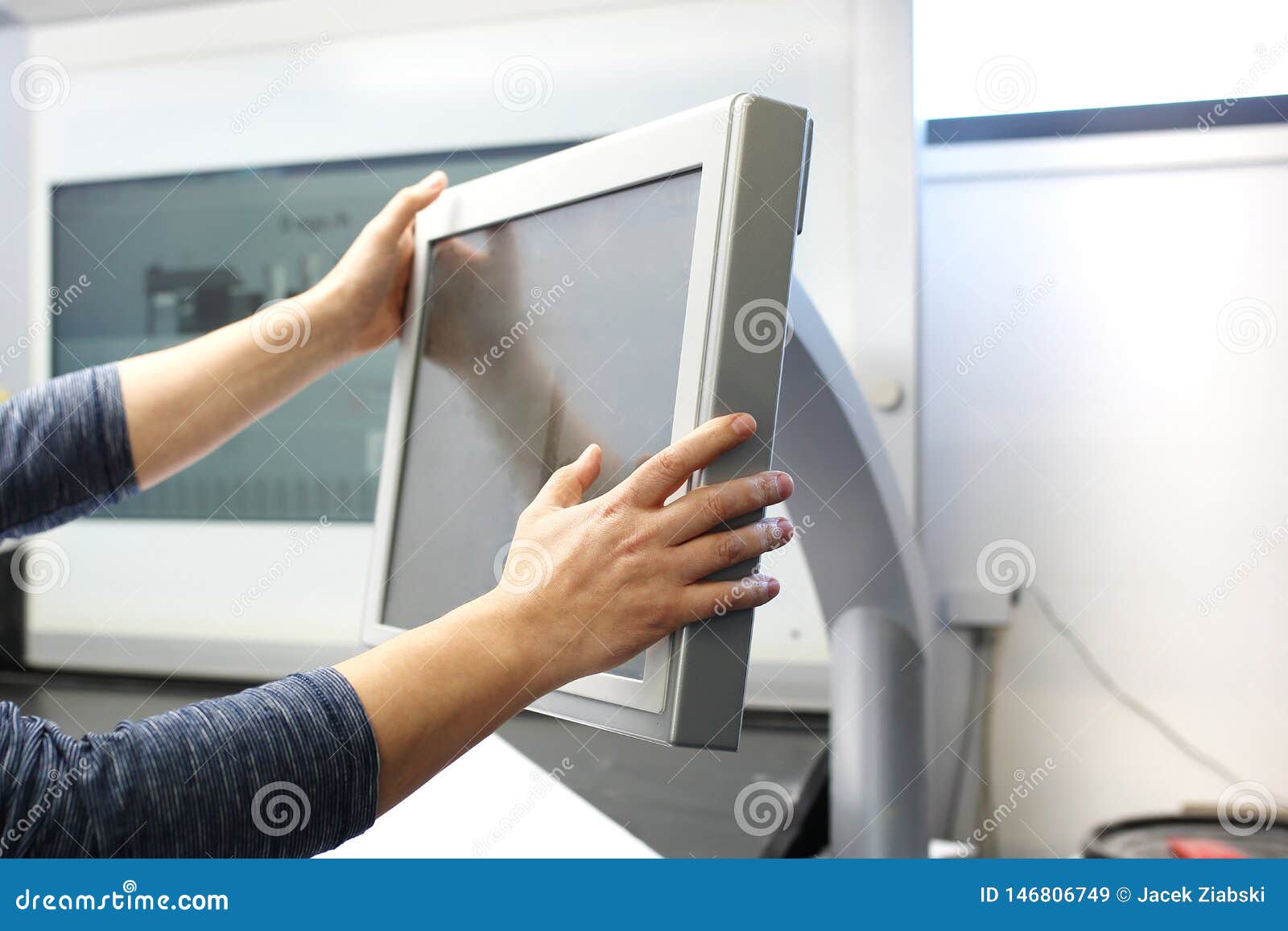 Operation of the Printing Machine. the Printer Supports the Control ...