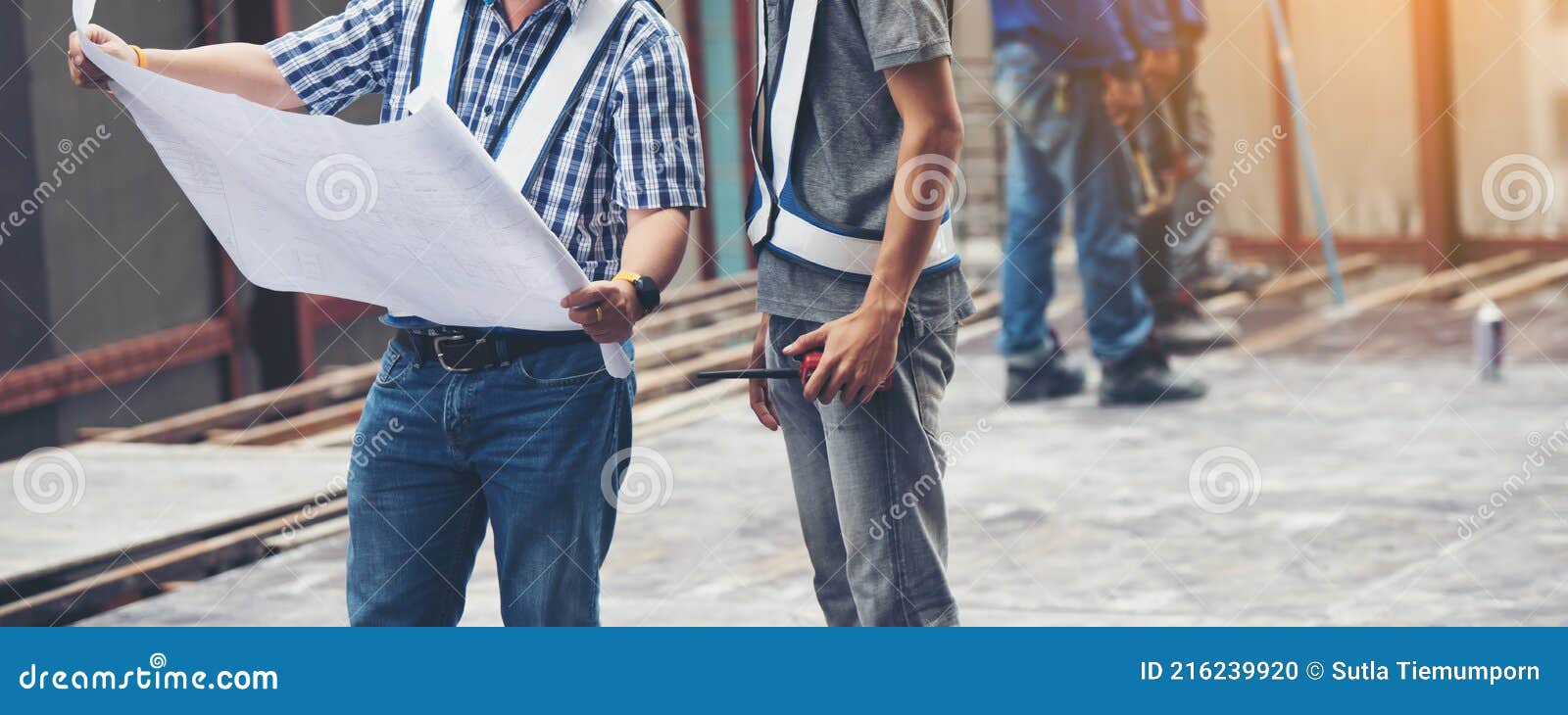 Worker Builder Foreman Engineering Occupation Working with Construction ...