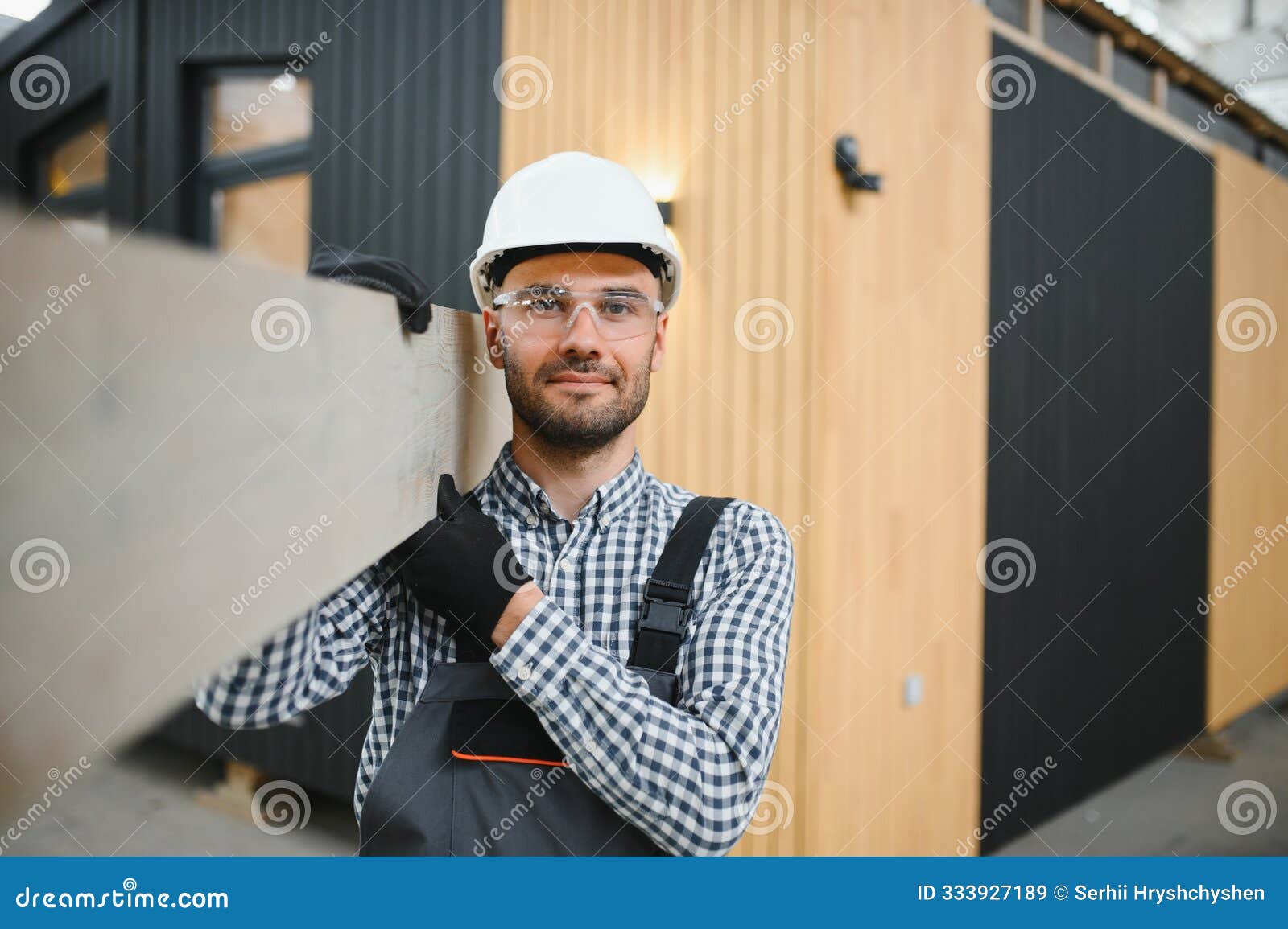 Worker Carpenter Assembling a Modular House Stock Image - Image of ...