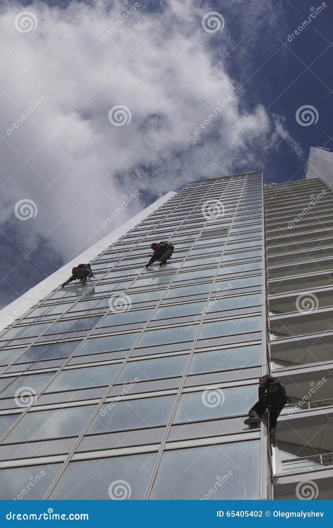 Worker Cleaning Windows on Height Editorial Photography - Image of ...