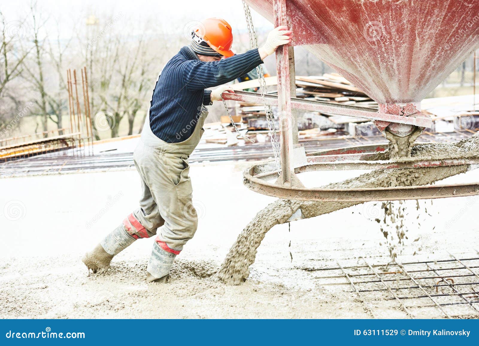 Worker during Concrete Pouring into Formwork Stock Image - Image of ...