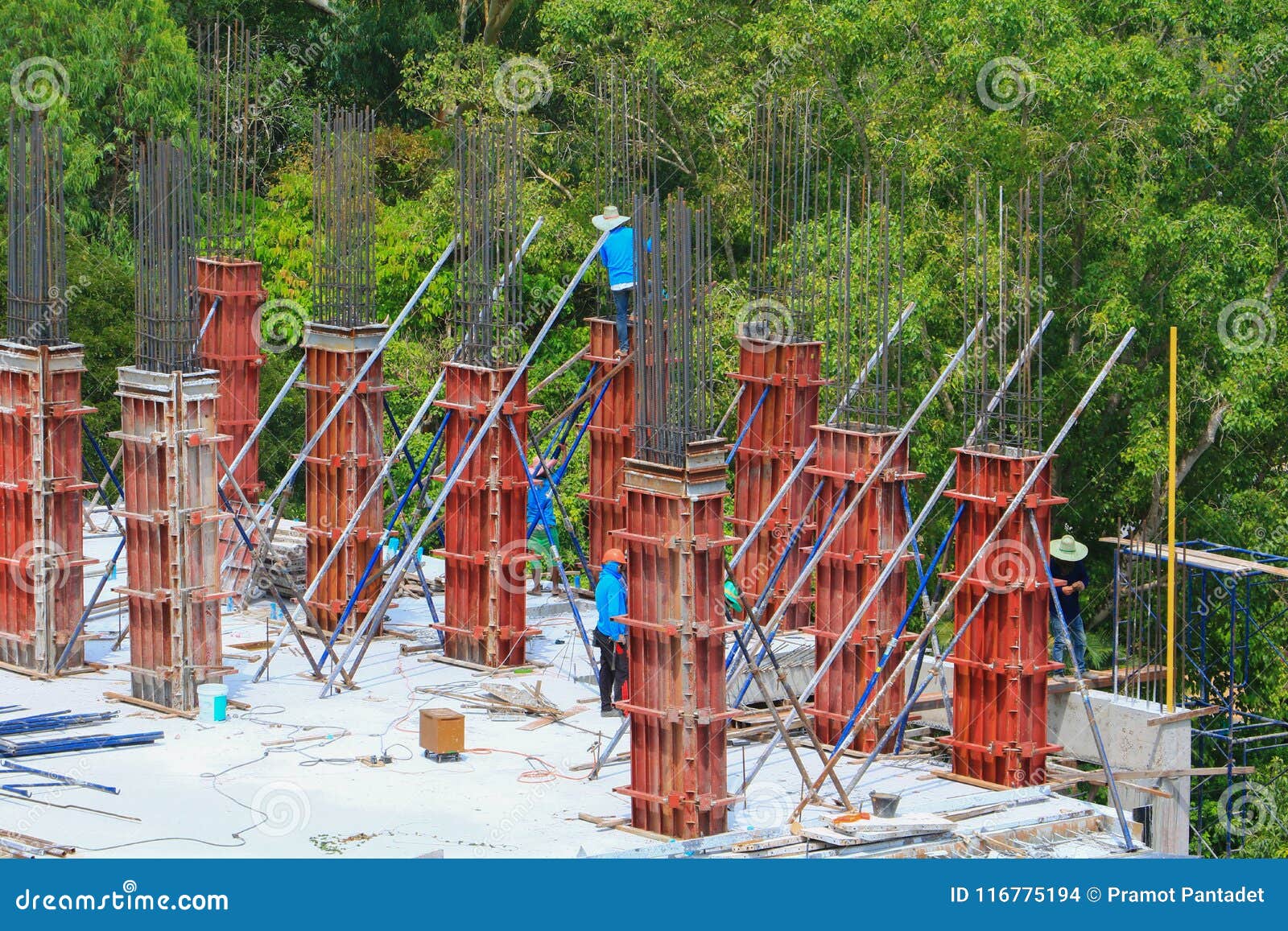 Worker Construction, Building Commercial in Site Workplace Editorial ...