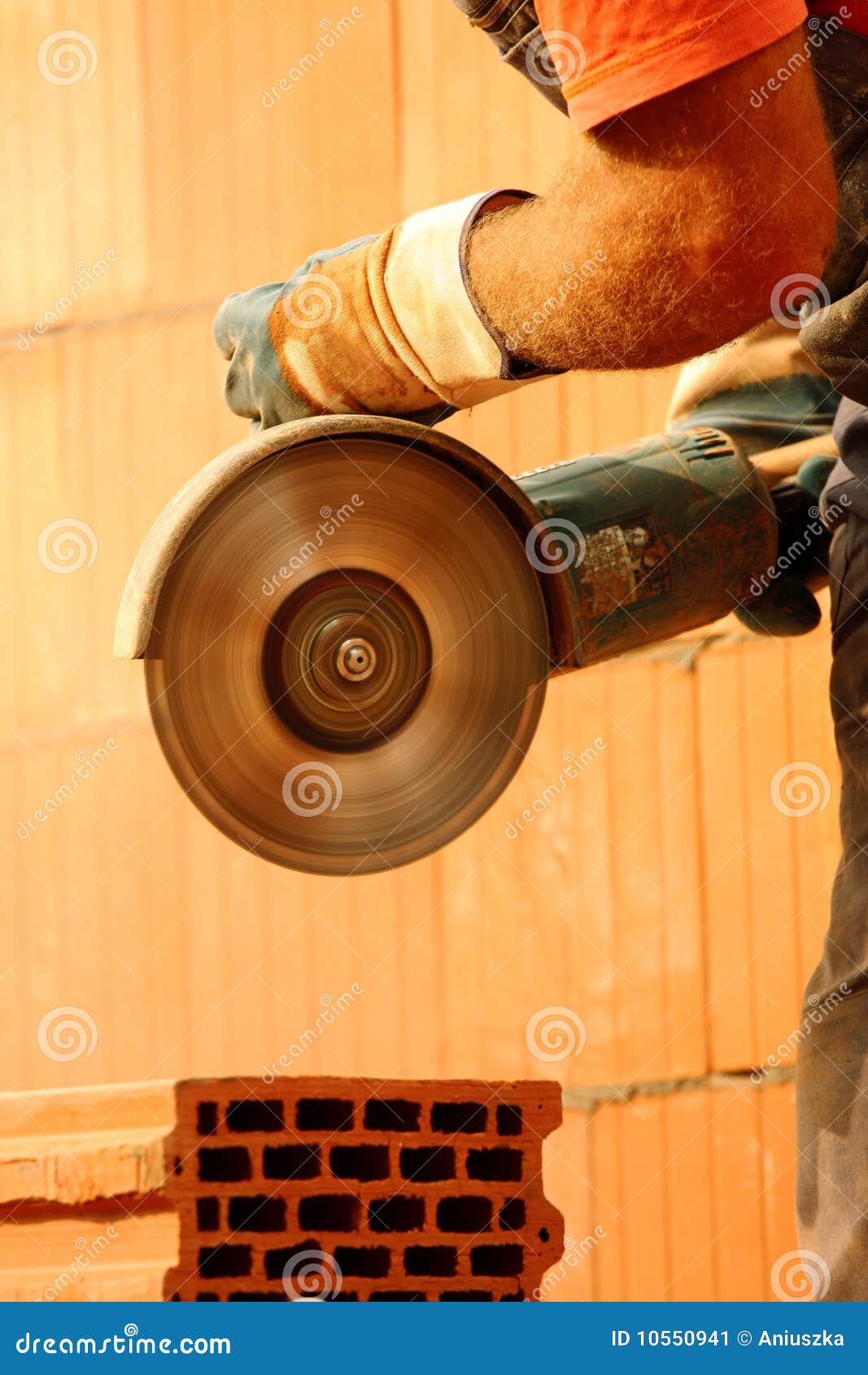 Worker cutting bricks stock image. Image of profession - 10550941
