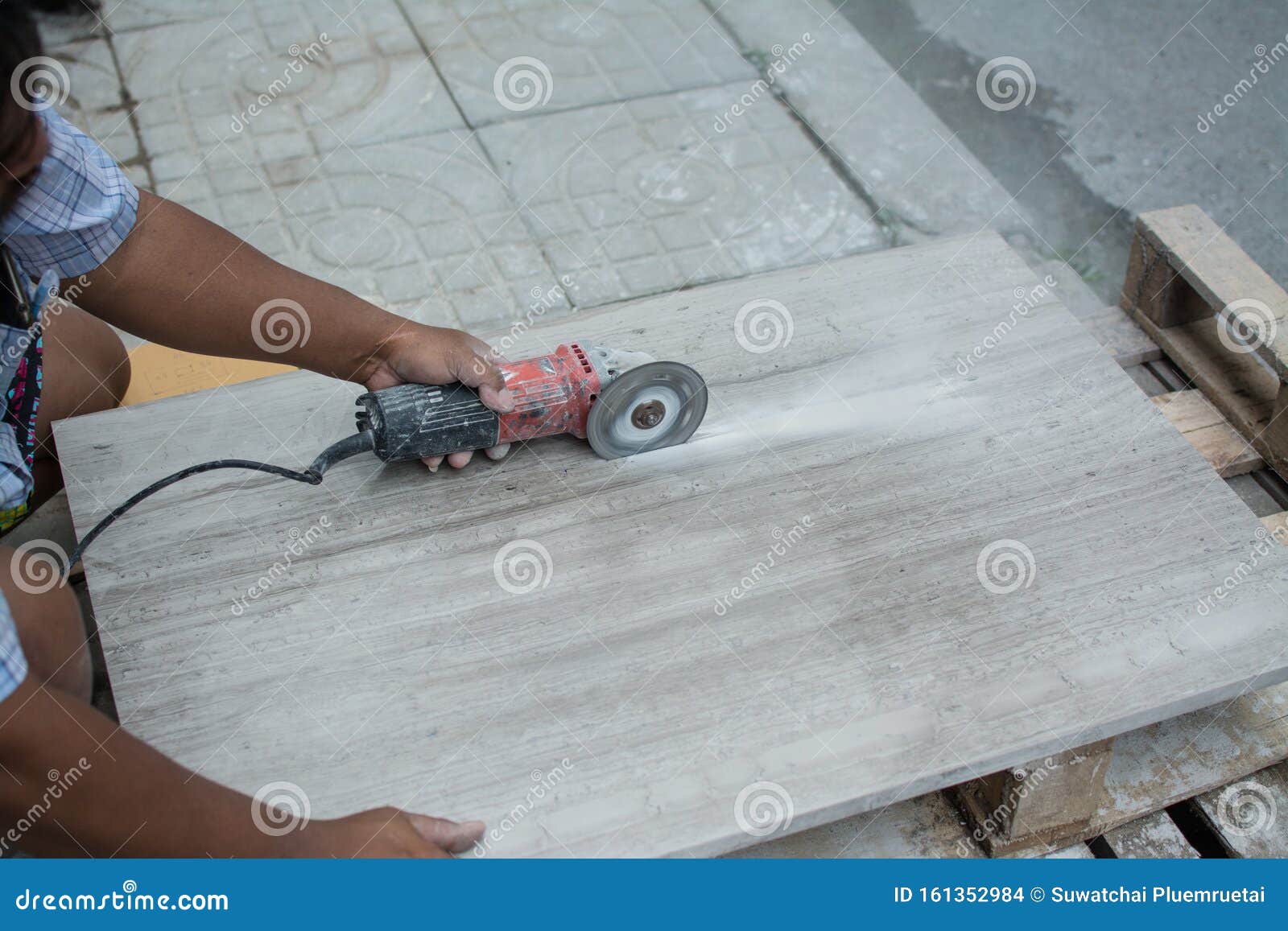 Worker Cutting Marble on Site Stock Photo - Image of cutter, repair ...