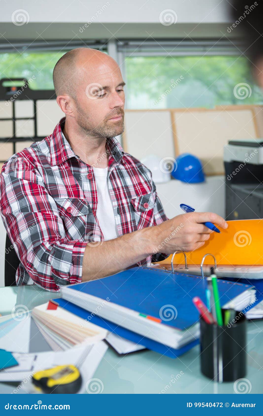 Worker Doing Paperwork in Office Stock Photo - Image of file ...