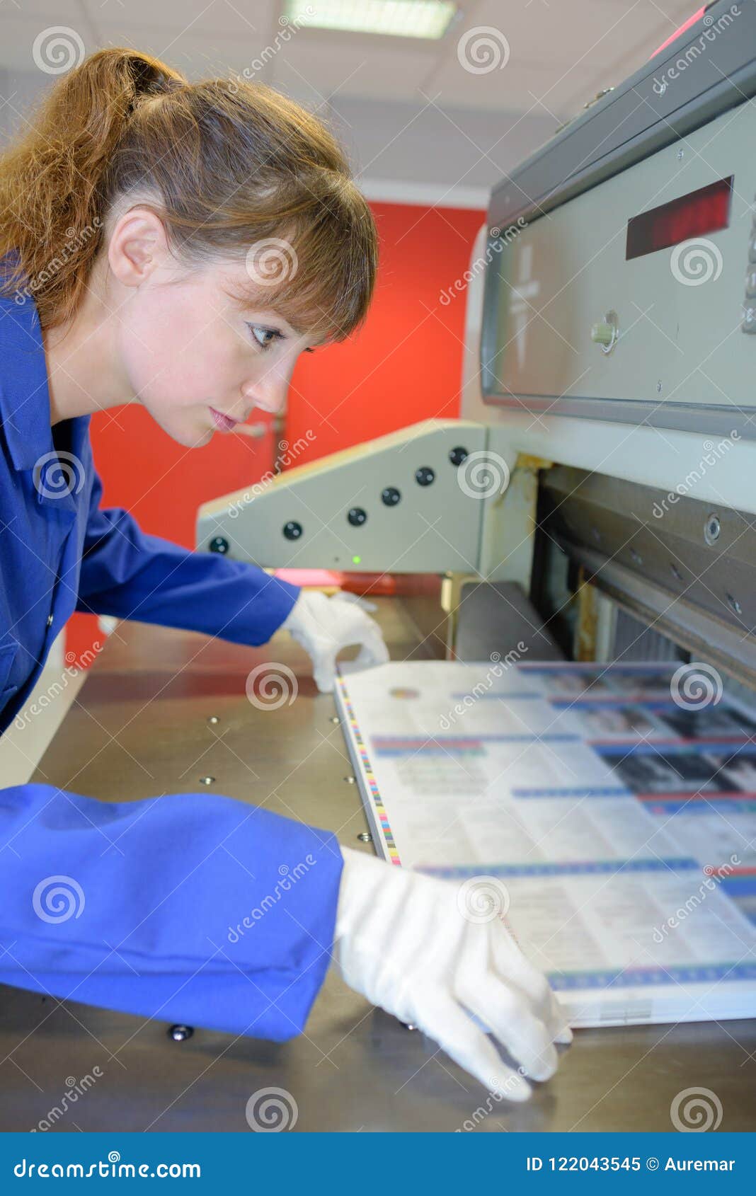 Worker Duplicating the News Stock Image - Image of vocation, roller ...