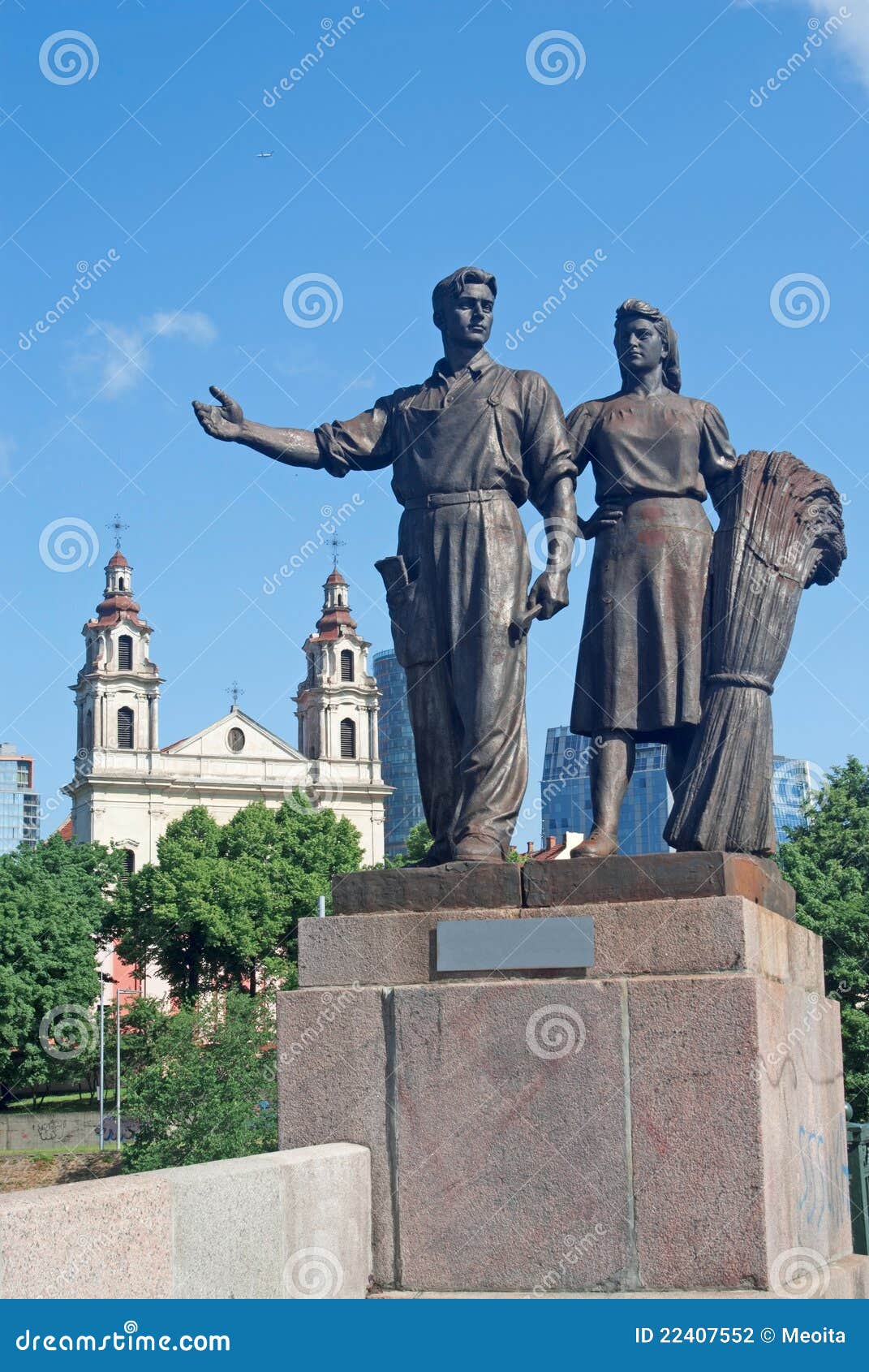 Worker and Farm Woman Statue Stock Photo - Image of building, lithuania ...