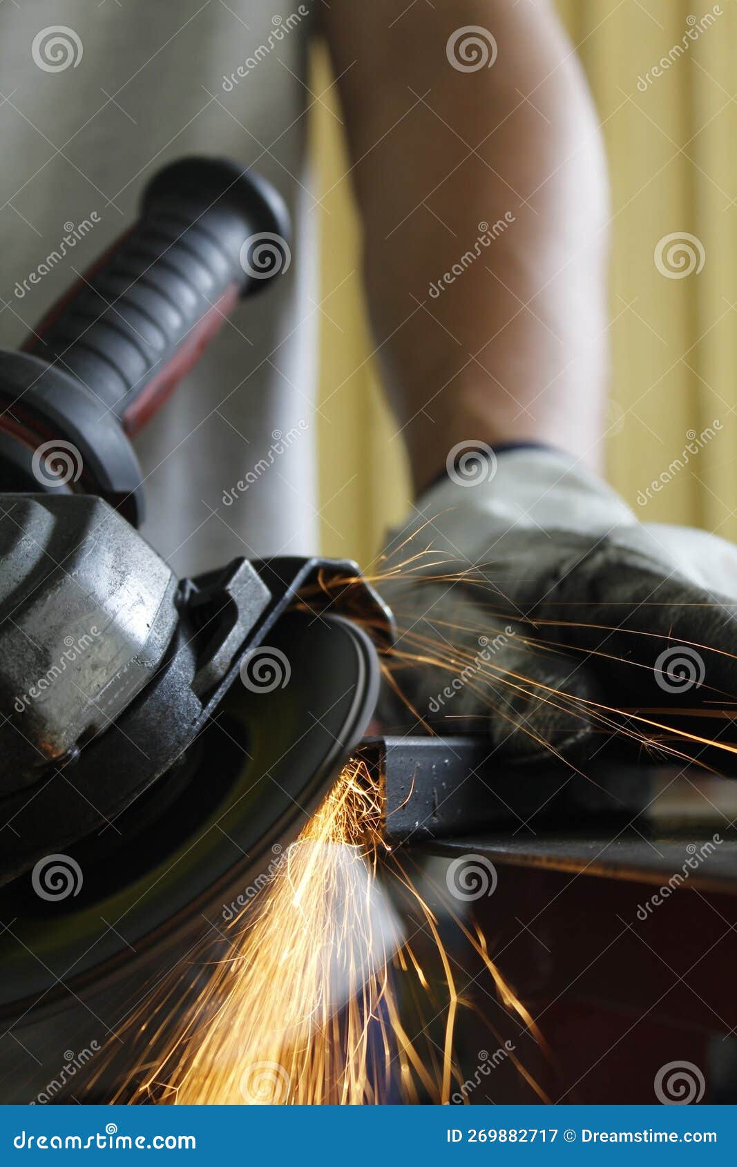 Worker Grinding Industrial Metal Stock Image - Image of weapon, wheel ...
