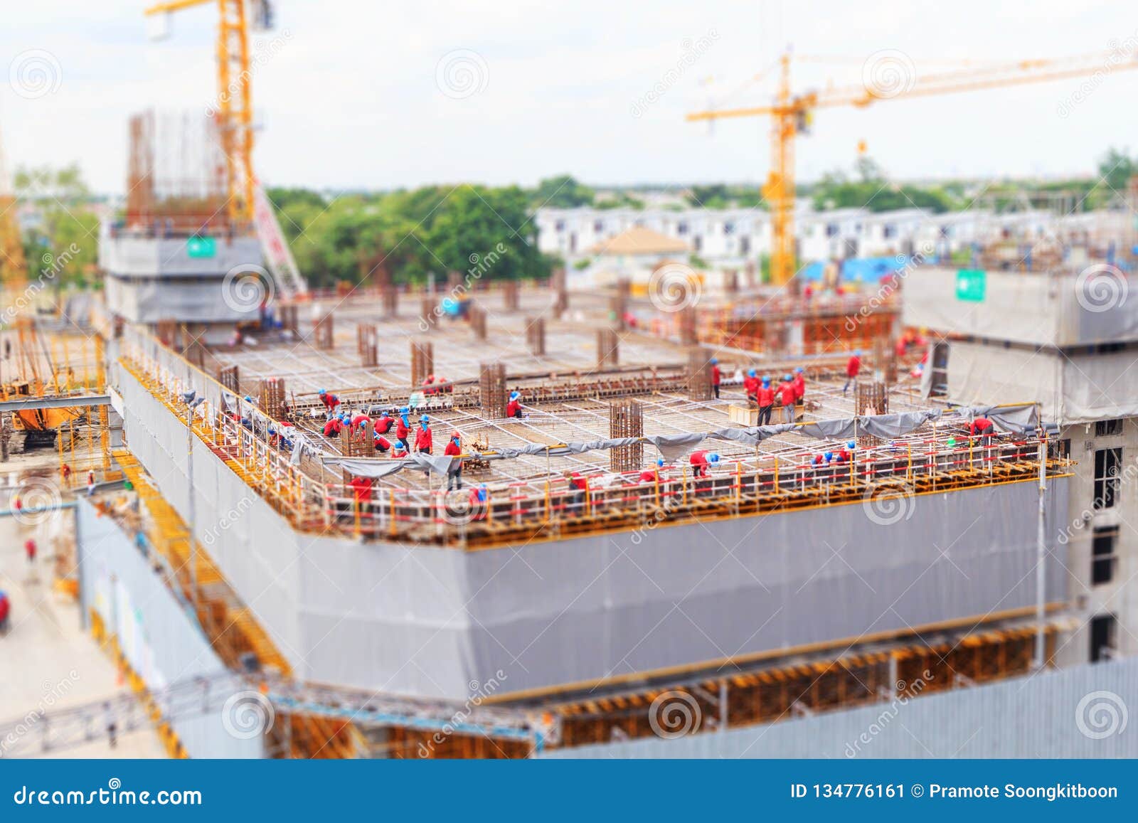 Worker at High Building Construction Editorial Photo - Image of ...